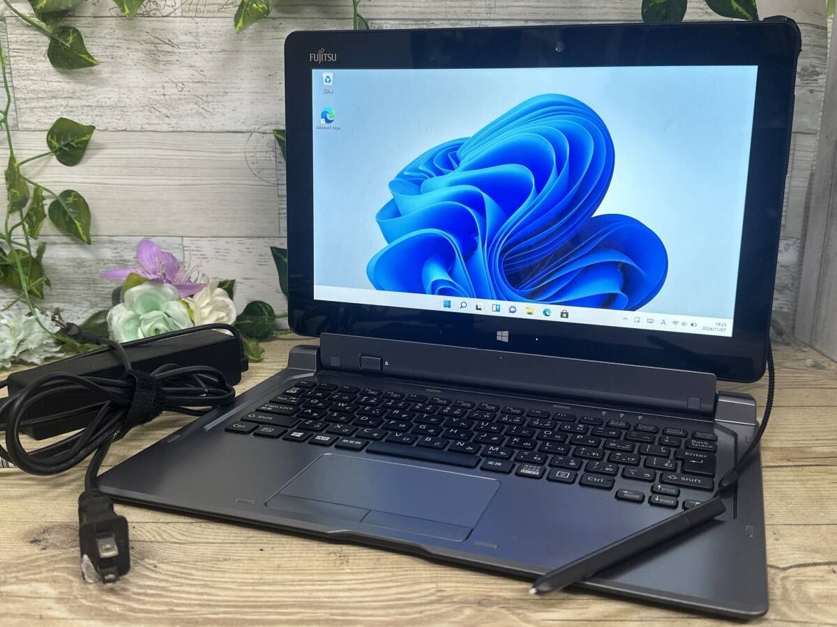 【良品】富士通 ARROWS Tab Q616/P タブレットPC[Core m3(6Y30) 0.9GHz/RAM:4GB/SSD ...