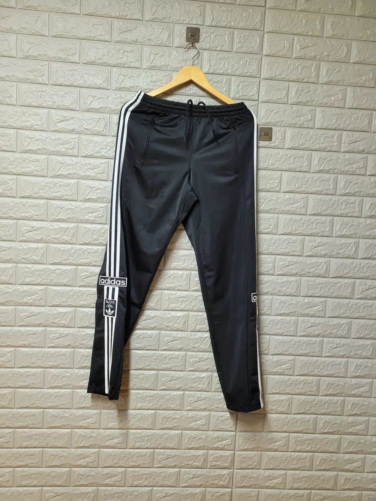 adidas(アディダス) クラシック アディ ブレーキ トラックパンツ 80cm - メルカリ