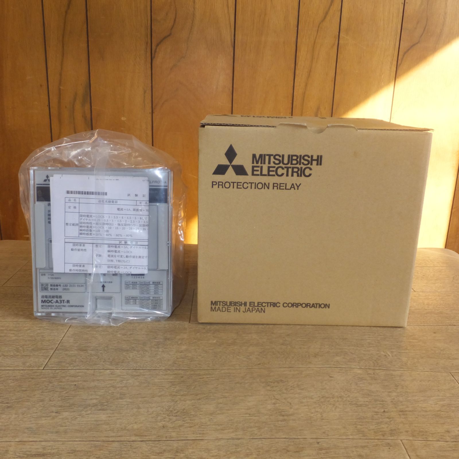 [送料無料]未使用★三菱 MITSUBISHI 2021年製 保護継電器 過電流継電器 MOC-A3T-R★ - メルカリ
