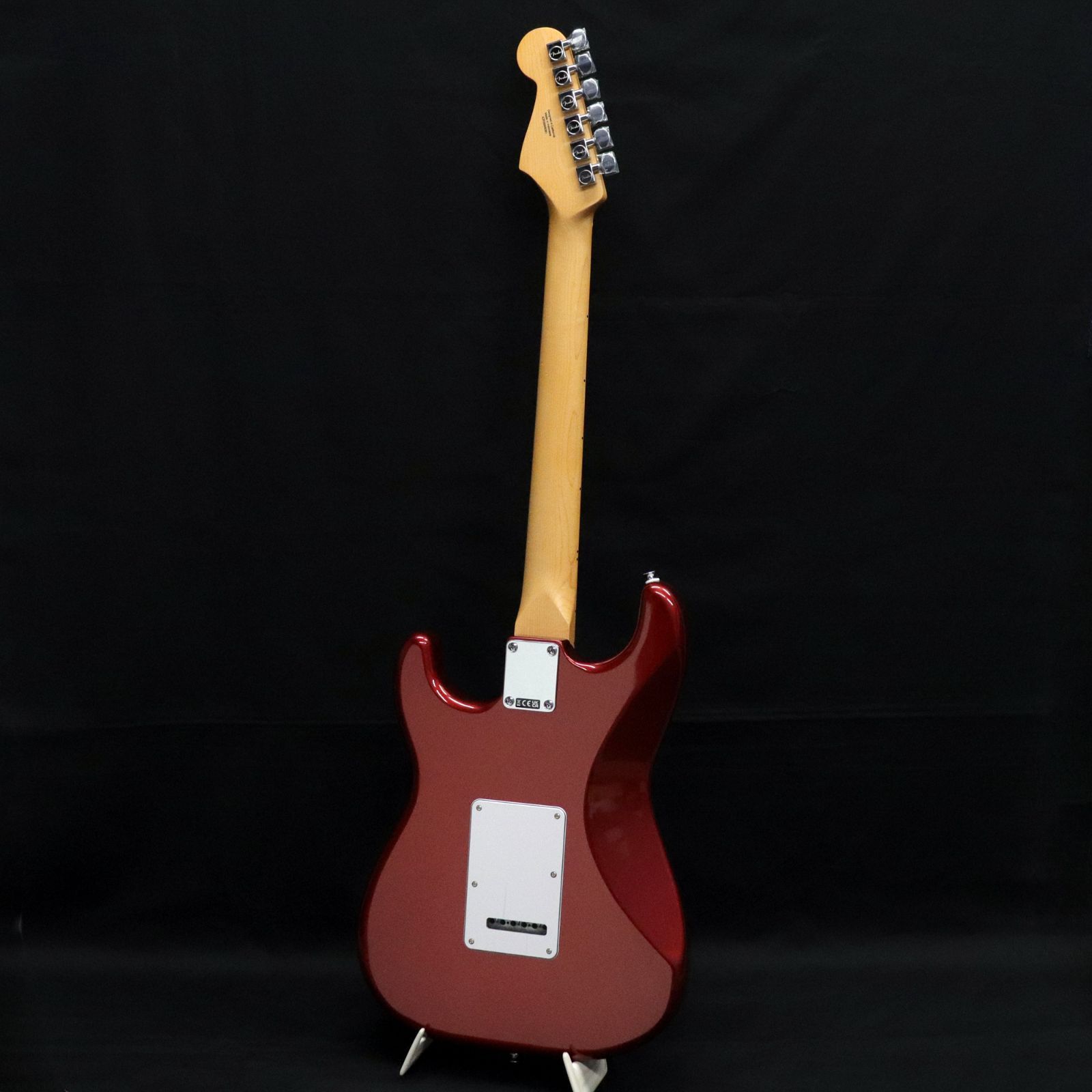 【新品】 Fender Standard Stratocaster, Maple Fingerboard, White Pickguard ...