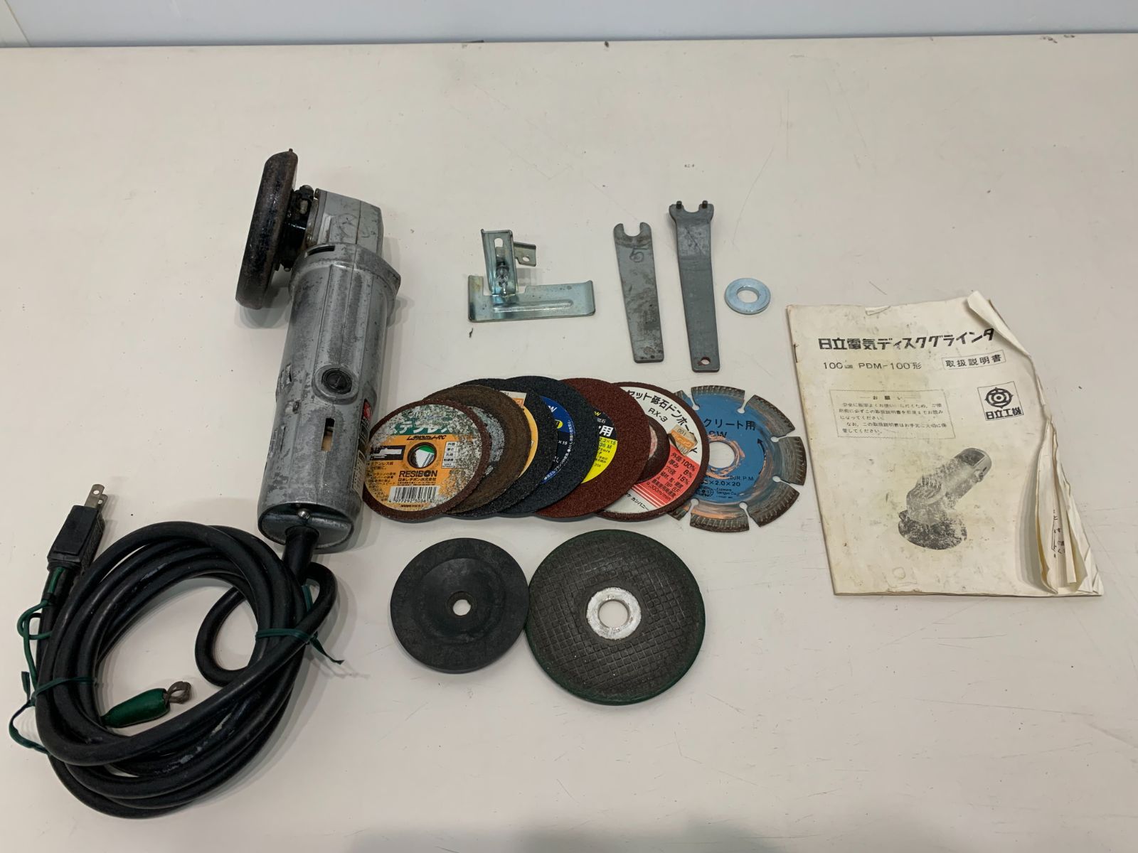 日立工機 100㎜ ディスクグラインダ PDM-100 - 事務太郎 - メルカリ