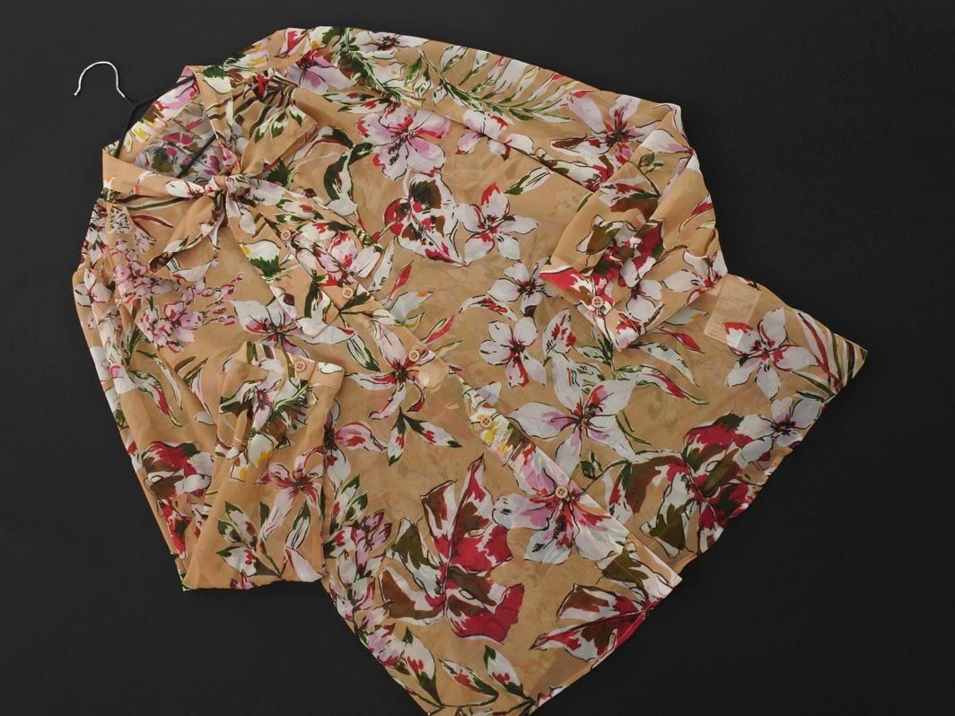 DoCLASSE ドゥクラッセ 花柄 ボウタイ ブラウス シャツ size11/ベージュ レディース - メルカリ