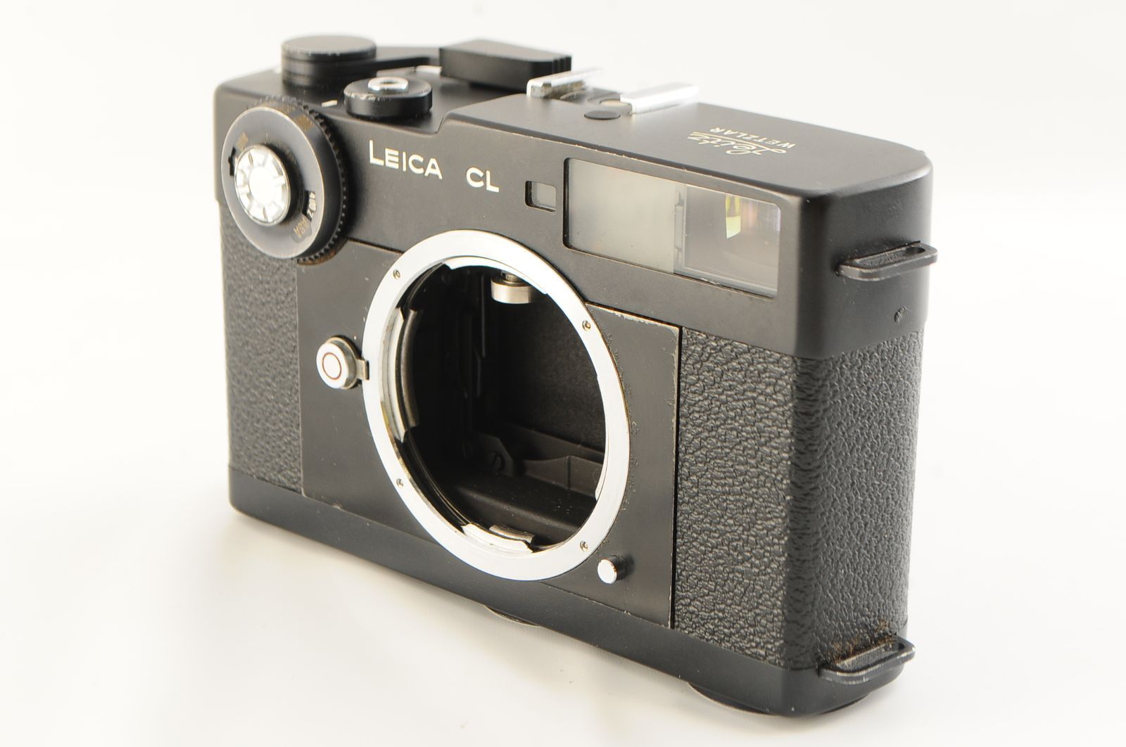 完動品◎KONICA III 締め切っ 48mm F2 フィルムカメラ #31 完動品◎KONICA III 締め切っ 48mm F2 フィルムカメラ #31