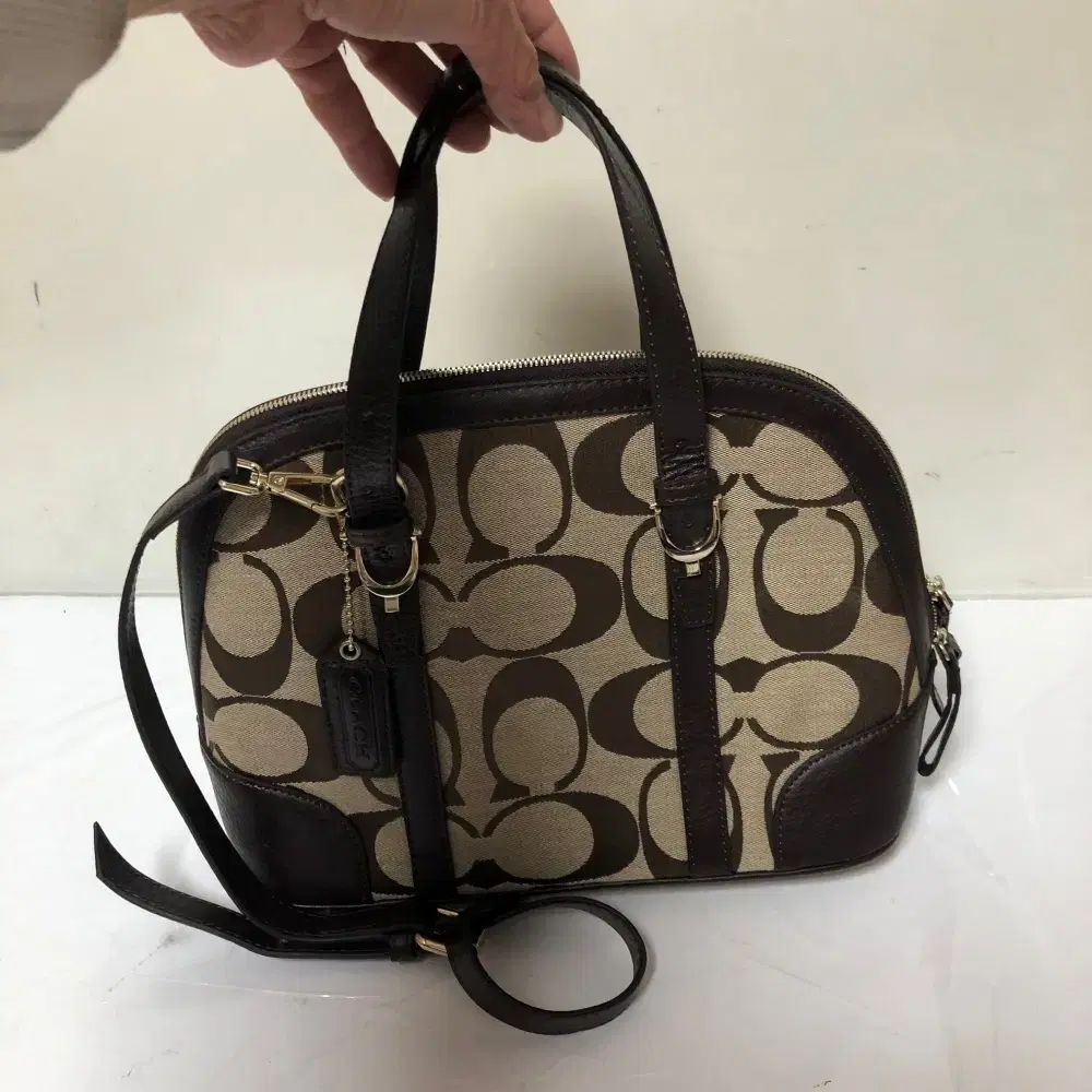 【雷市場（ポンジャン）商品韓国直送】 COACH(コーチ) クロスボディバッグ@ 9985 - メルカリ