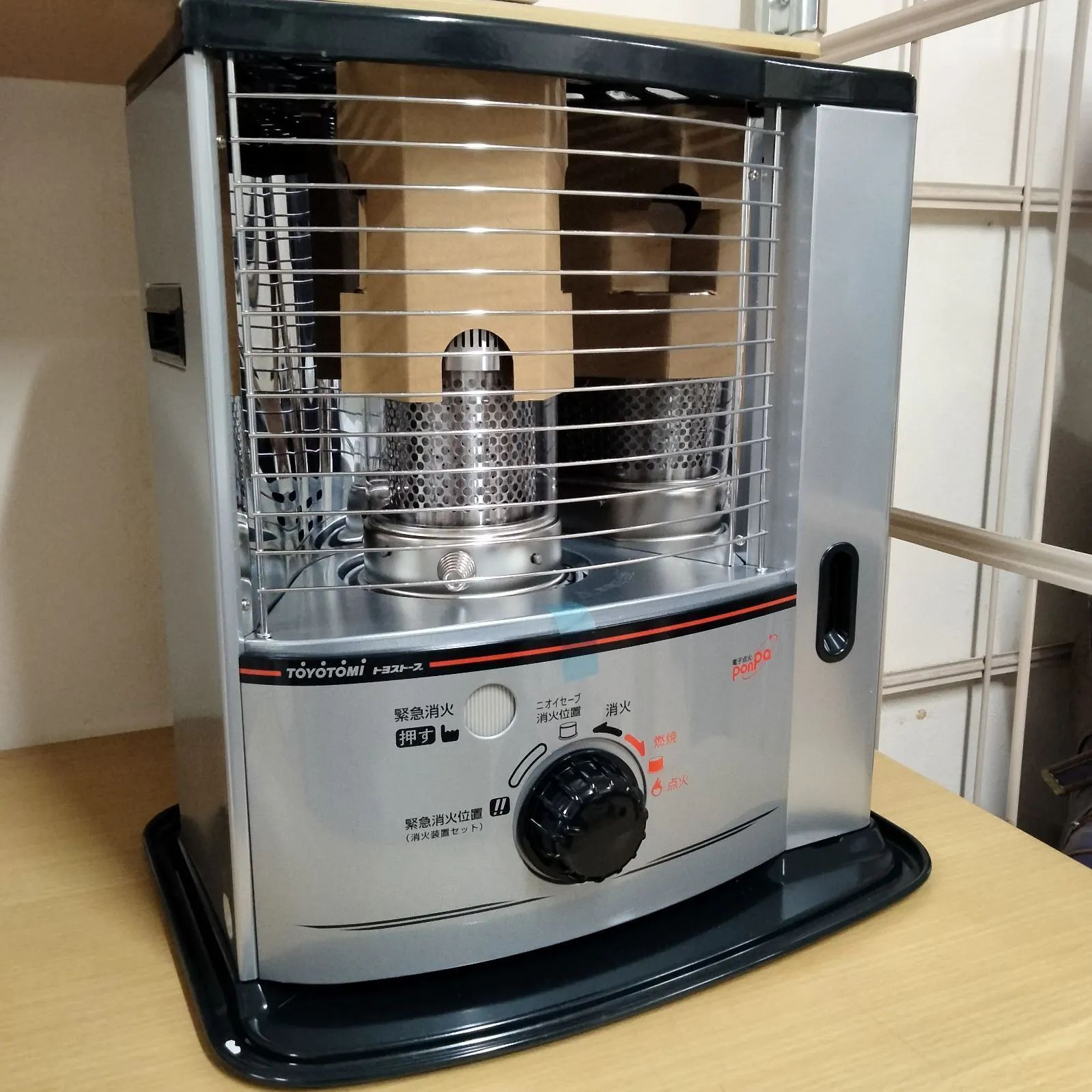 [N-3680]トヨストーブ 石油ストーブ NRS-23E8(RS-S23A) 2011年製 - メルカリ