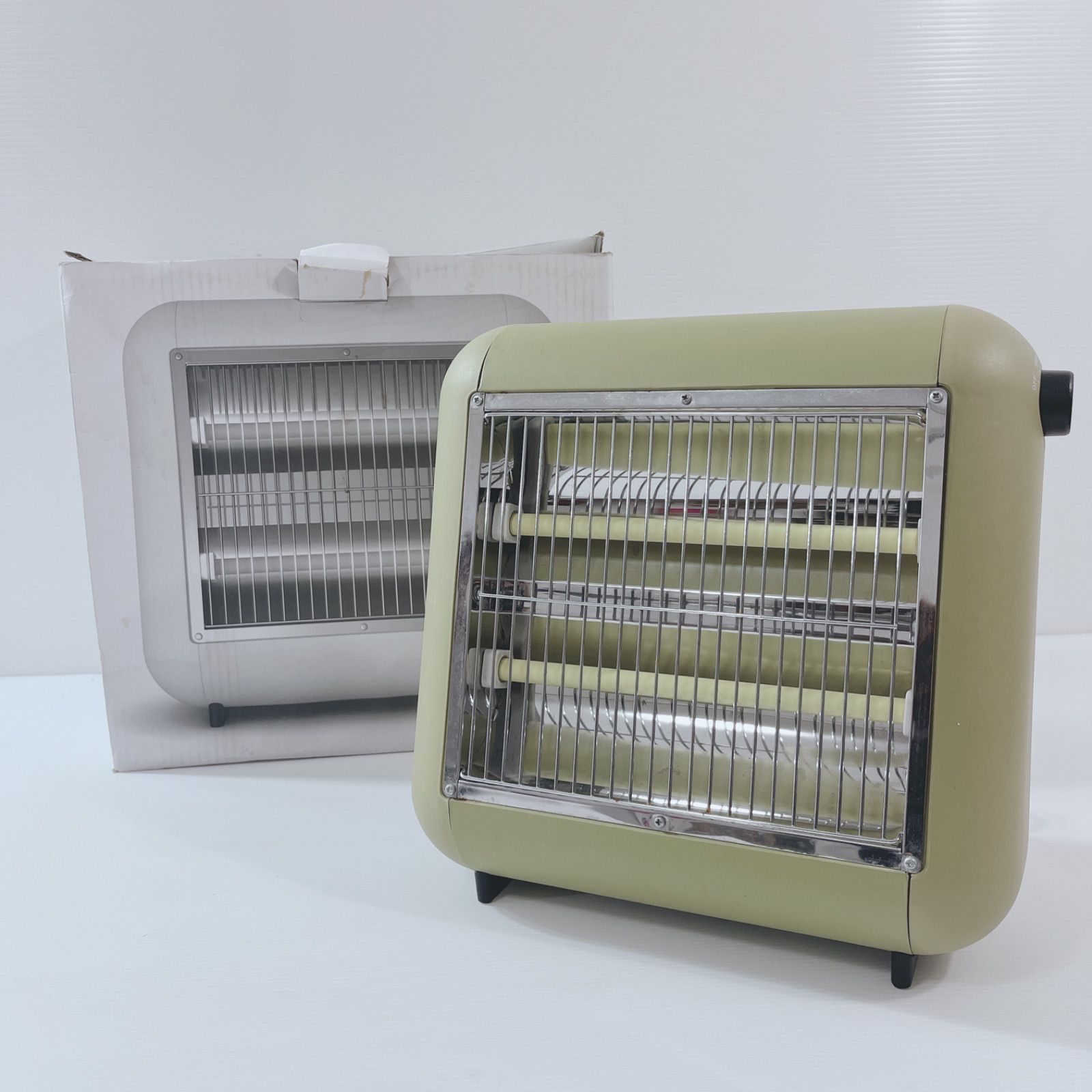 ±0 XHS-U010 プラスマイナスゼロ 電気ストーブ 遠赤外線電気ヒーター - メルカリ