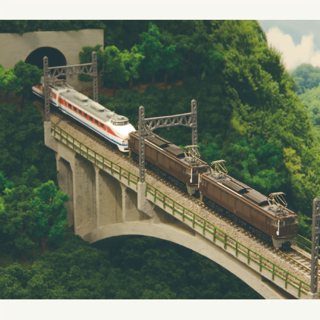 T038-2 EF63形電気機関車 2次形 茶 重連セット - Zゲージ ロクハンメルカリショップ 公式 - メルカリ