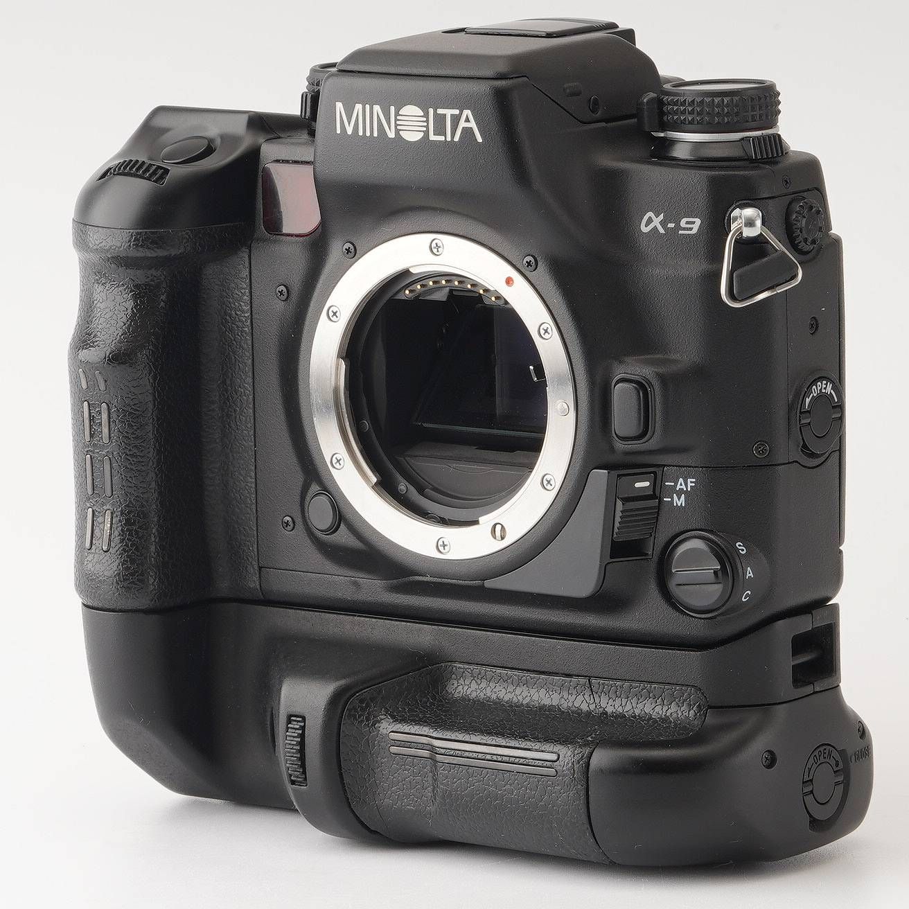 ミノルタ Minolta α-9 alpha-9 A9 35mm 一眼レフフィルムカメラ / VC-9 バッテリーグリップ - メルカリ