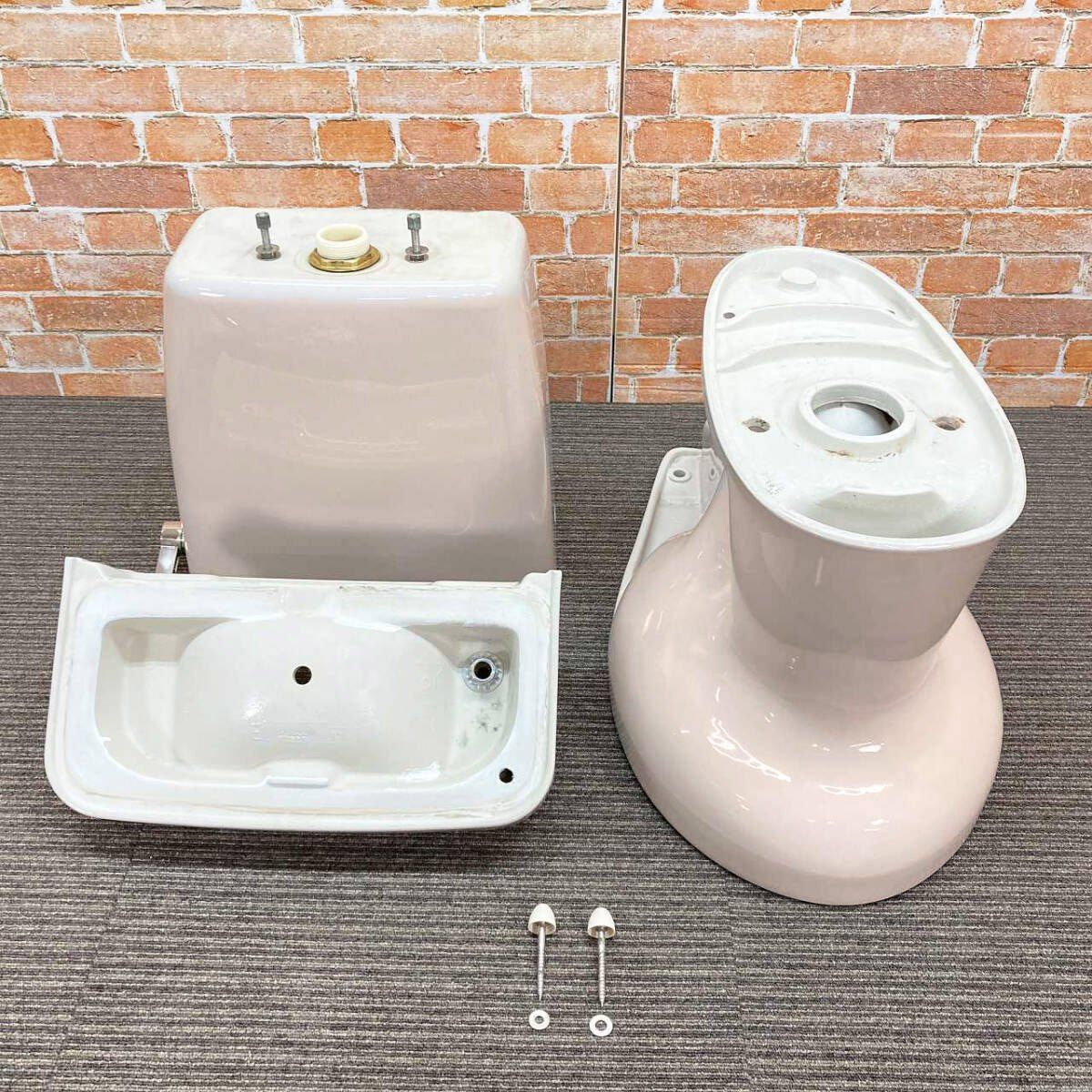 【訳あり】TOTO トイレ 洋式便器 (床下排水)「C420」排水芯530mm とタンク「S517S」のセット#SS4(ハーベストブラウン) 大阪市内 49B B1004 - メルカリ