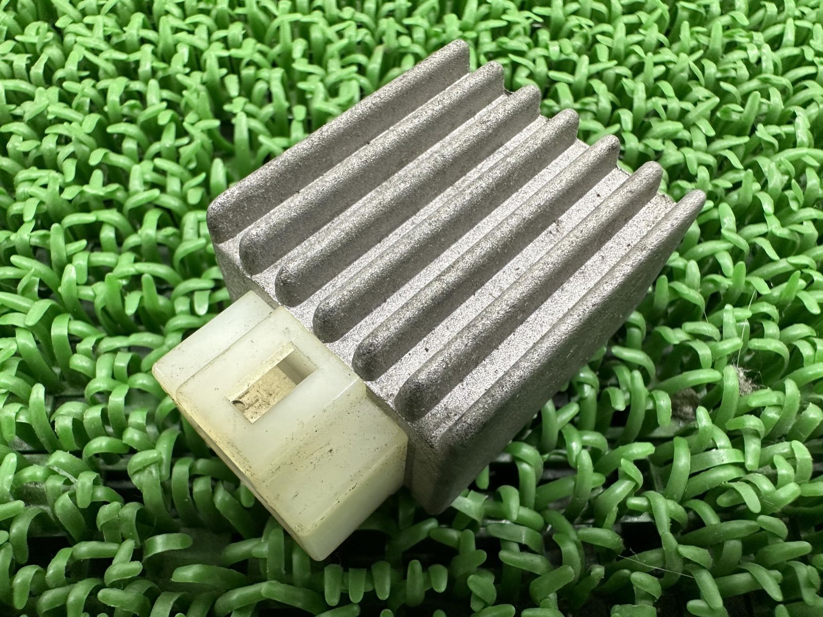 プレスカブ50 レギュレター ホンダ 純正 中古 バイク 部品 AA01 SH632-12 GAC レギュレーター レクチファイアー 機能的 ...