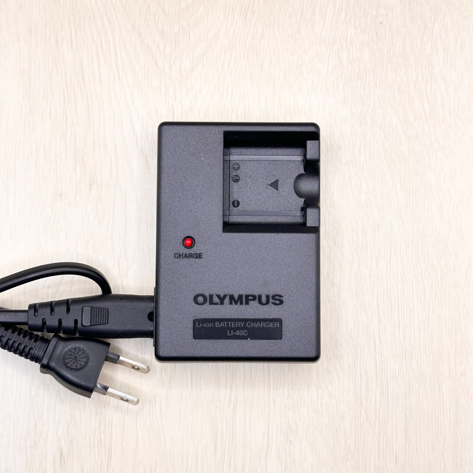 OLYMPUS LI-40C オリンパス 充電器 純正 チャージャー バッテリーチャージャー カメラ デジカメ デジタルカメラ ミュー μ ...