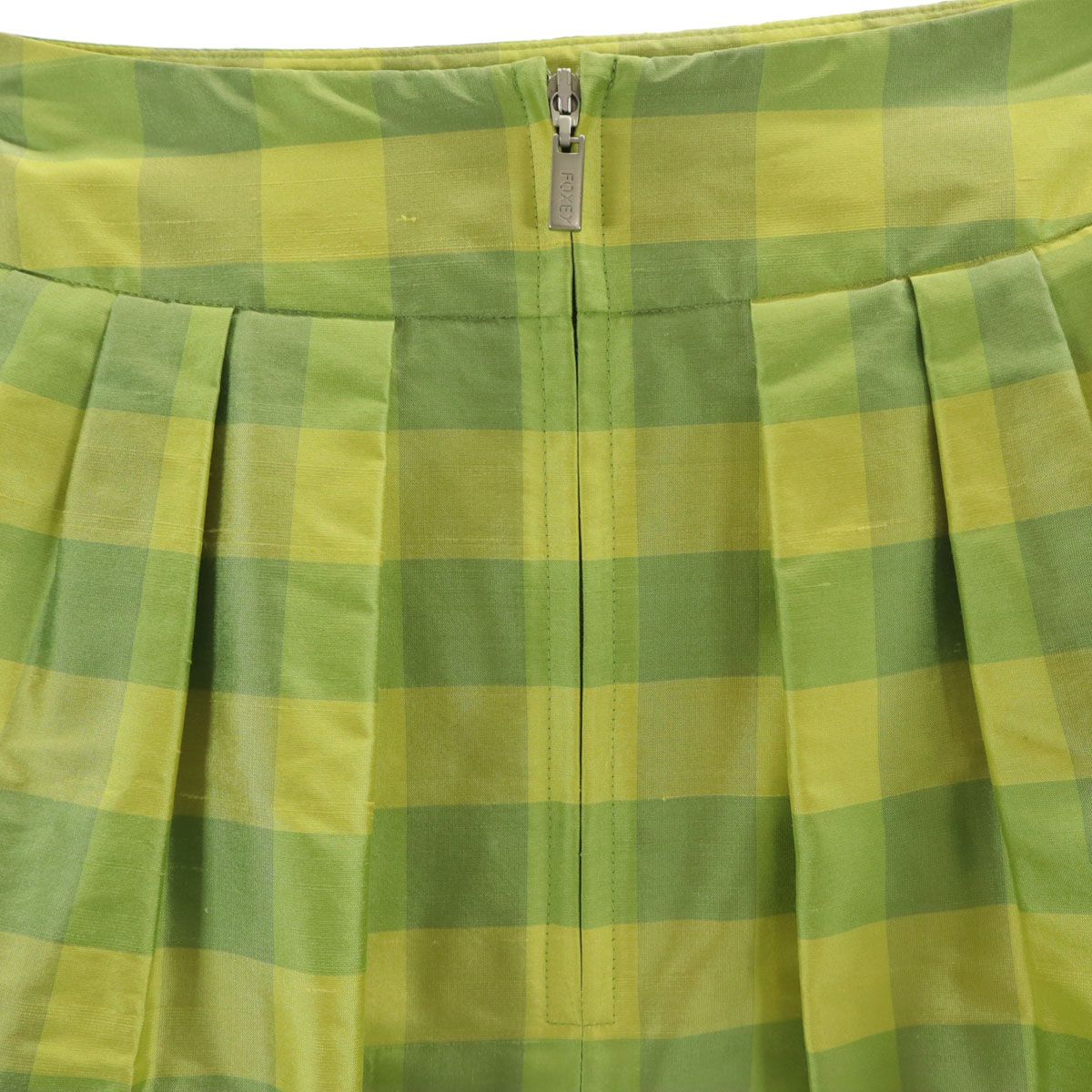 未使用 FOXEY フォクシー 日本製 シルク チェック柄 ミディ丈 フレア