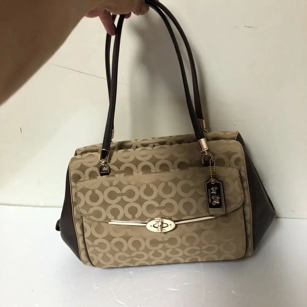 【雷市場（ポンジャン）商品韓国直送】 COACH(コーチ) ショルダーバッグ 状態良好@ 9972 - メルカリ