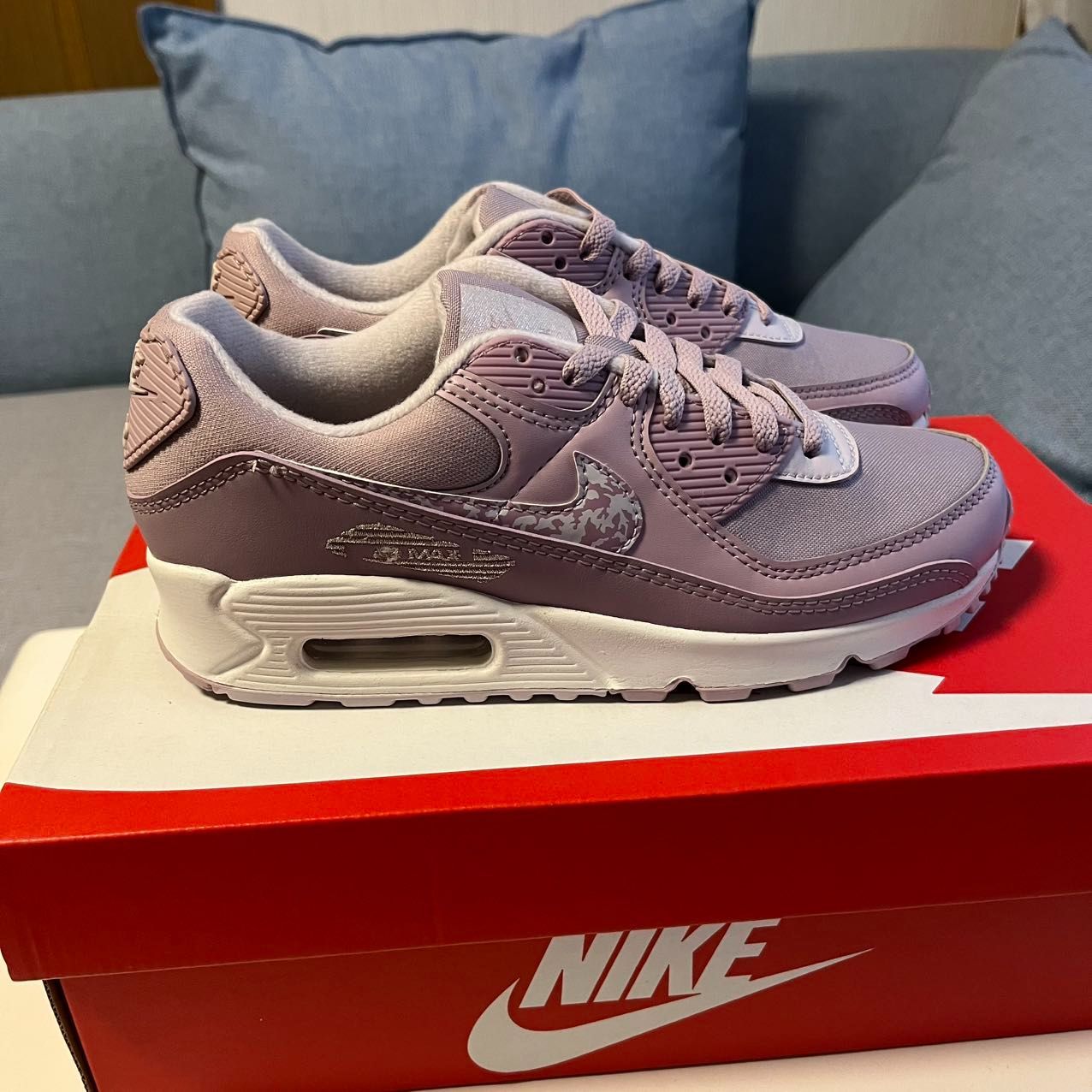 スニーカー ナイキ NIKE ウィメンズエアマックス90 プラム 薄紫 DC9445-500 レディース シューズ 靴 22SP - メルカリ