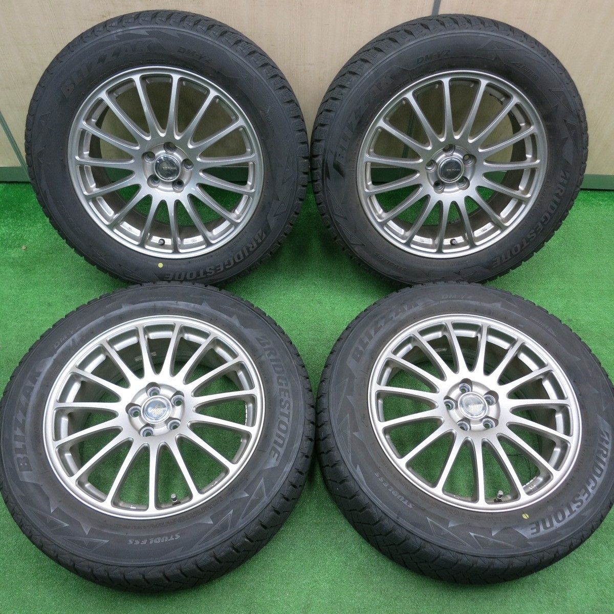 [送料無料] キレイ★XV 等 225/60R17 スタッドレス ブリヂストン ブリザック DM-V2 ECO FORME エコフォルム PCD100/5H★4110503NJス - メルカリ