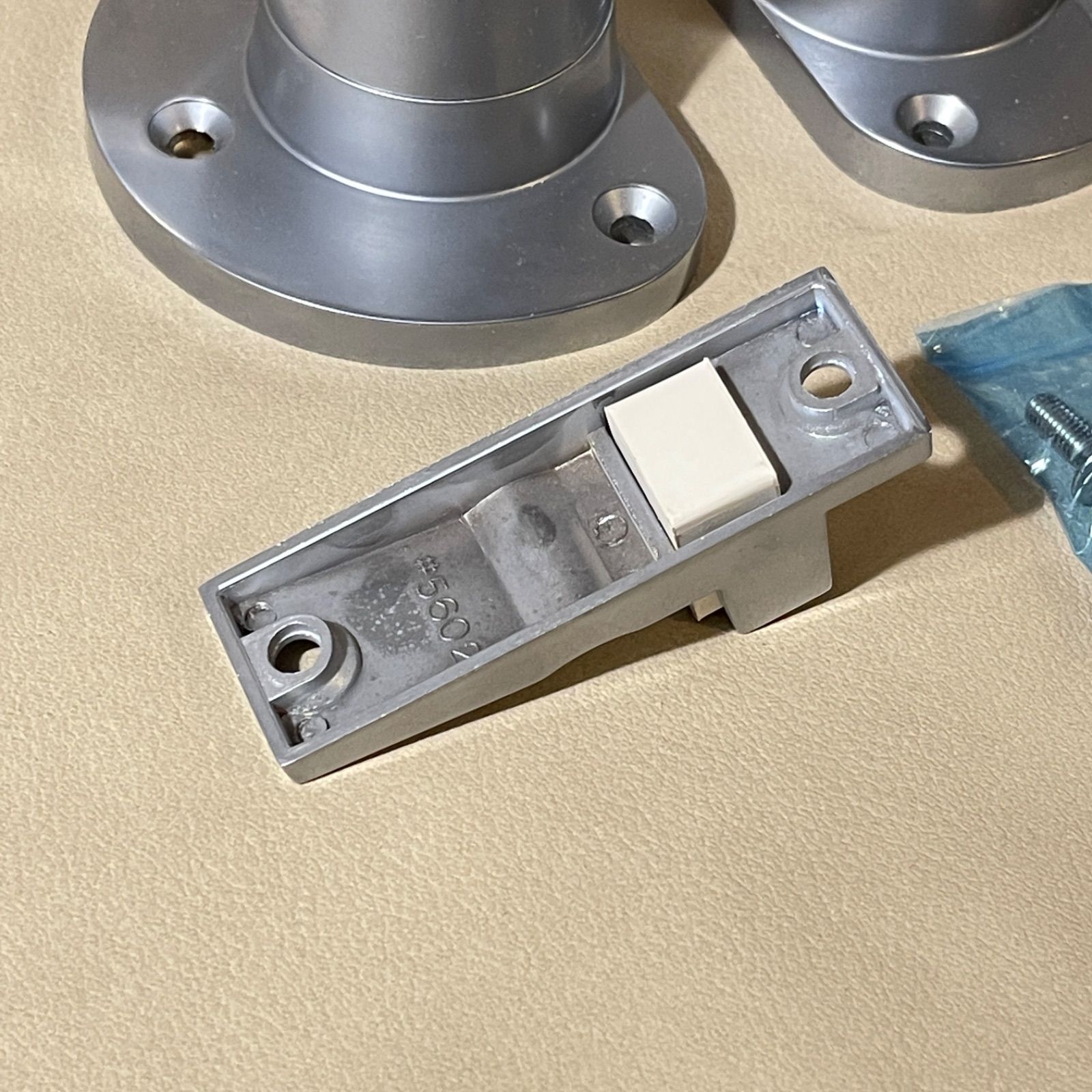 防音ドア ローラー締まりハンドル タキゲン FA-840-R FA-840S-2 - メルカリShops