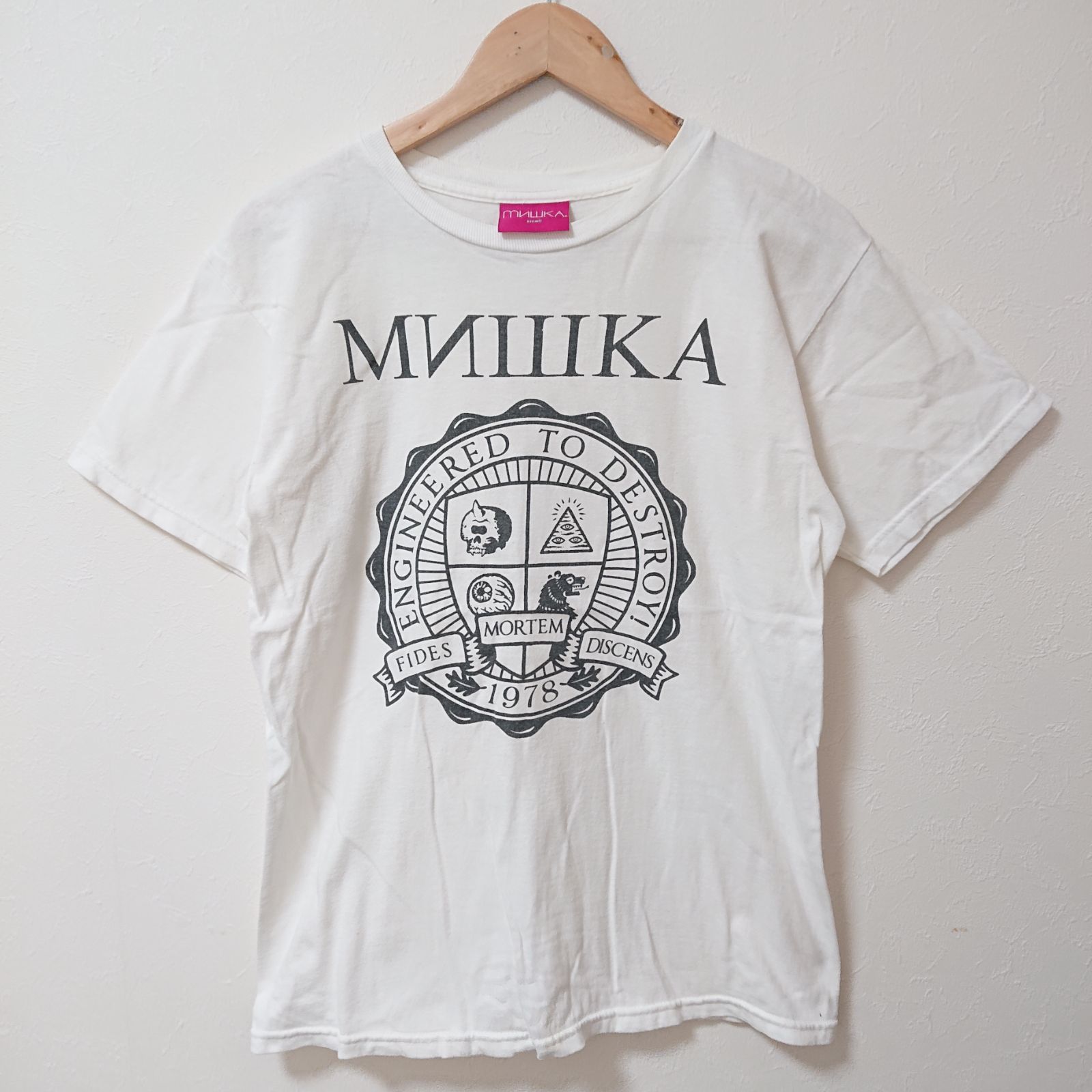 (^w^)b MNWKA MISHKA ミシカ 半袖 Tシャツ ブランドロゴ ロゴプリント プリントT 英字 カジュアル ラフ 普段着 お ...