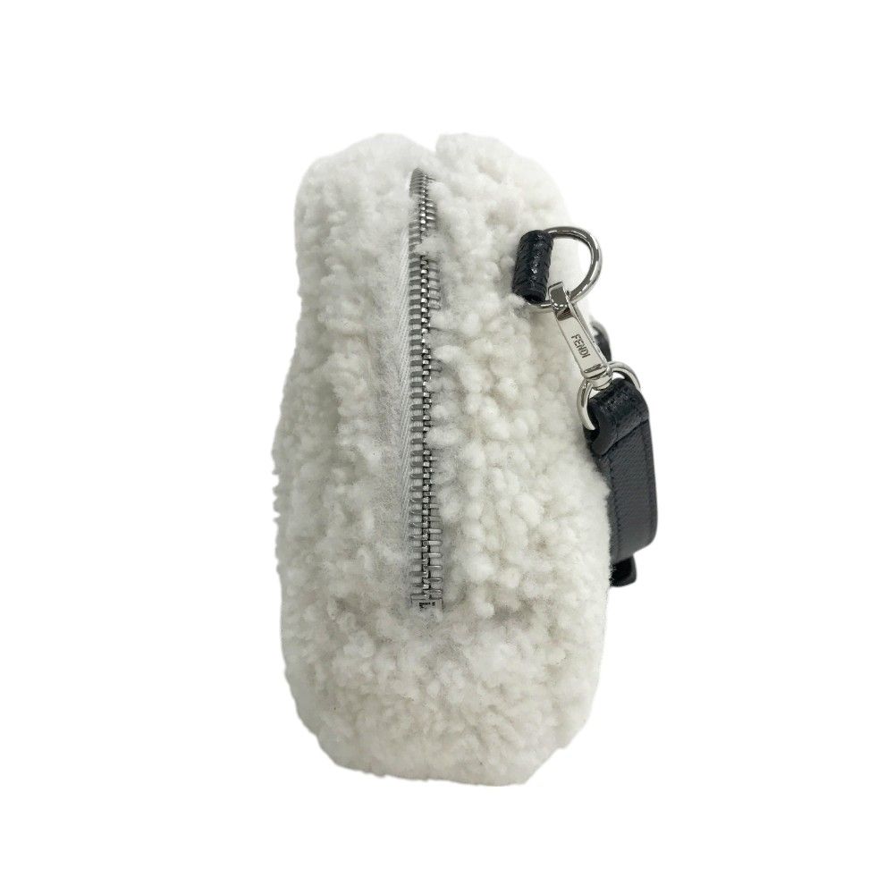 FENDI フェンディ おにぎり ショルダー バッグ ホワイト系 FENDI フェンディ おにぎり ショルダー バッグ ホワイト系