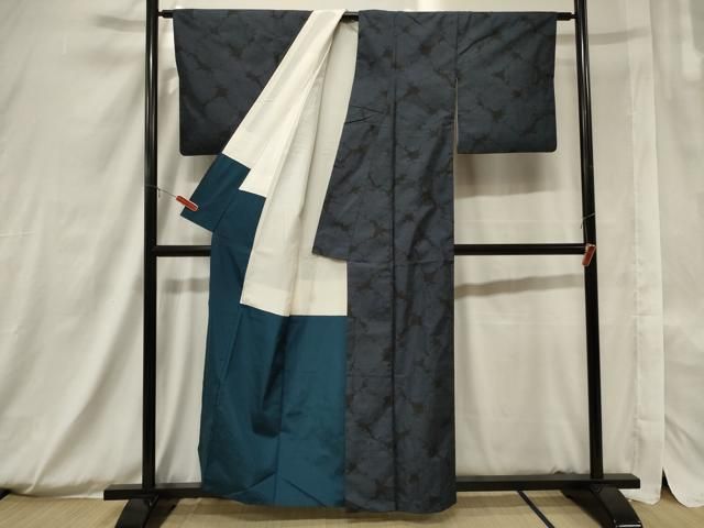 平和屋着物□本場大島紬 7マルキ 色紙重ね花文 正絹 逸品 AAAZ5202sx