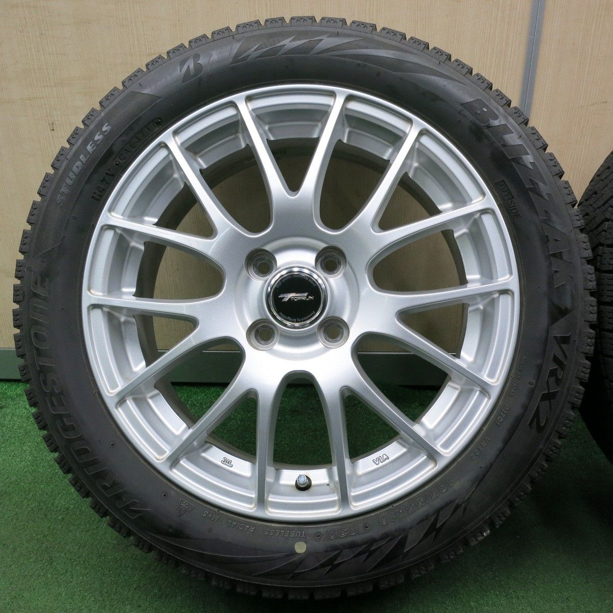 *送料無料* キレイ★スタッドレス 185/55R16 ブリヂストン ブリザック VRX2 TOPRUN トップラン 16インチ PCD100/4H★4052101NJス - メルカリ