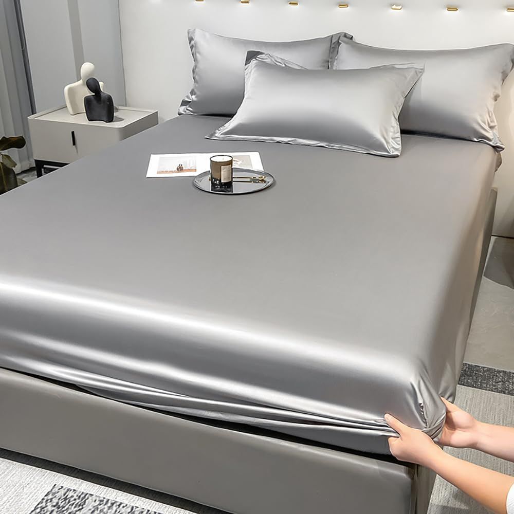 新品 CLEKOD ボックスシーツ セミダブル 冷感 夏用 サテン ツルツル シルクみたい光沢 ベッドカバー マットレスカバー ベッドシーツ 素肌にやさしい 洗える 高密度生地 おしゃれ 北欧 ...