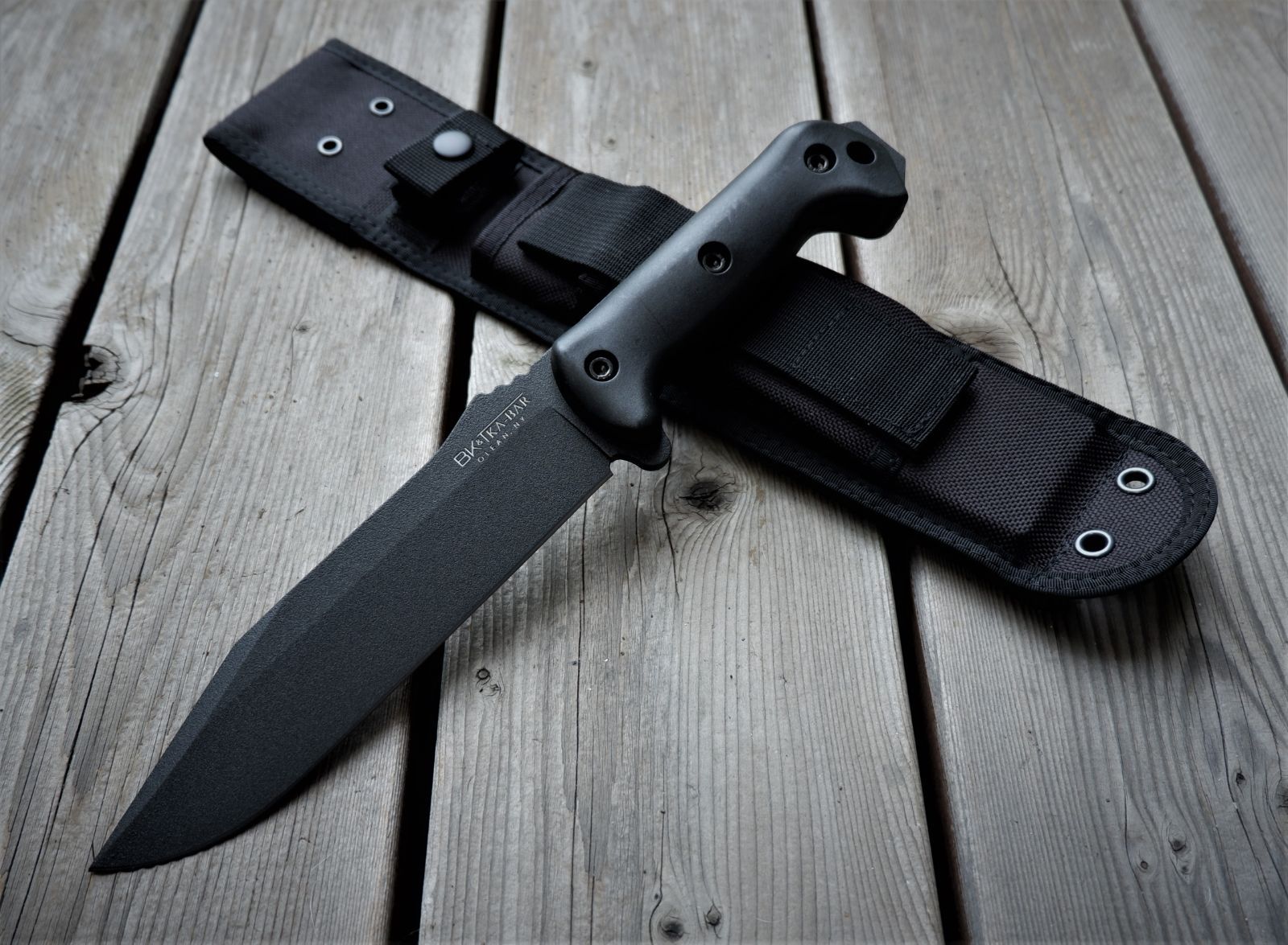 Ka-Bar Becker【BK7 Combat Utility】 - メルカリ