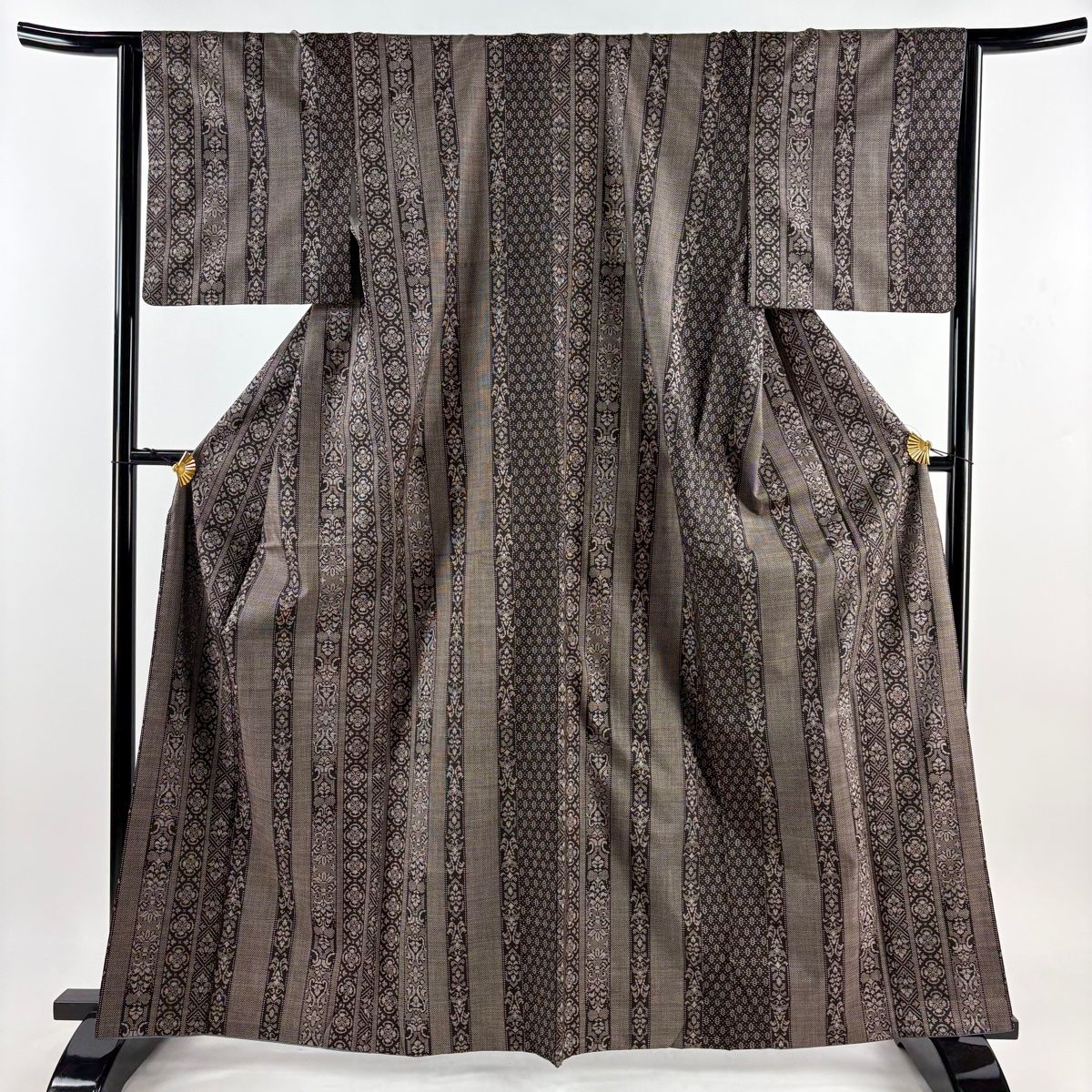 平和屋着物▽上質な紬 単衣 花唐草文 正絹 逸品 CAAV3793dy