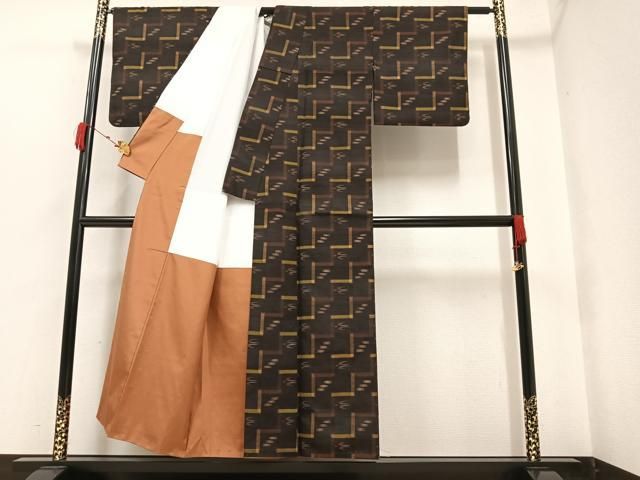 平和屋着物□極上 国指定重要無形文化財 本場久米島紬 手織