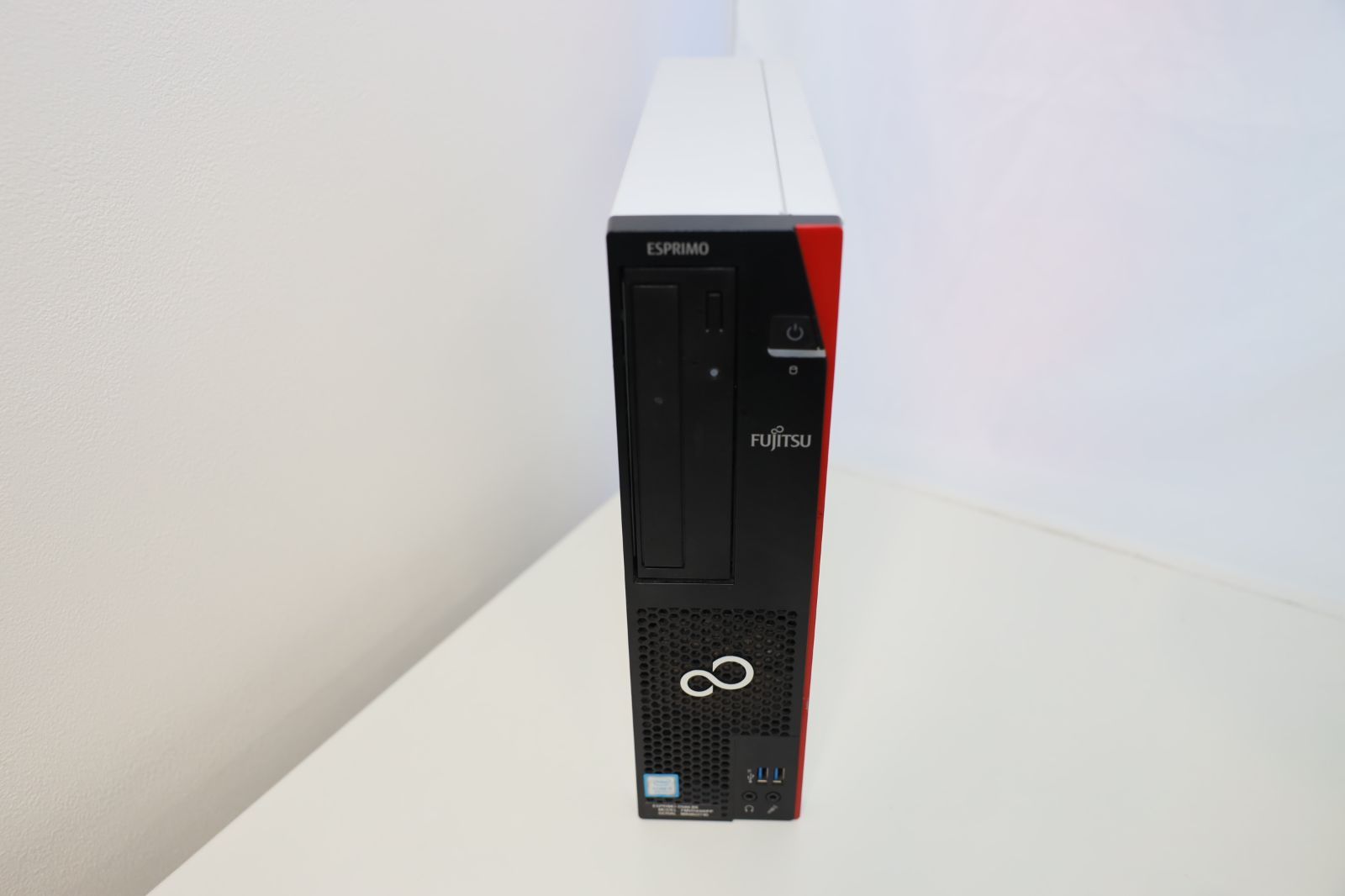 第9世代i5搭載 Esprimo D588/BX Corei5-9500/メモリ8GB/SSD256GB/Office搭載/DVDスーパーマルチ - メルカリ