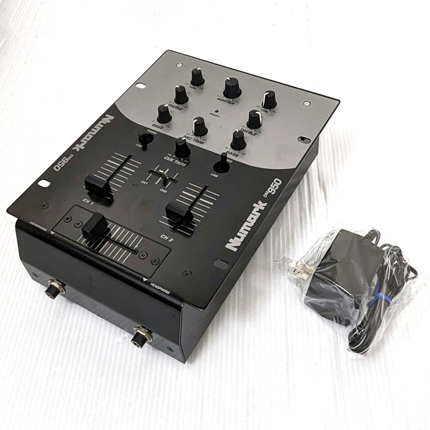 〈美品〉Numark DM950 professional DJ mixer - メルカリ