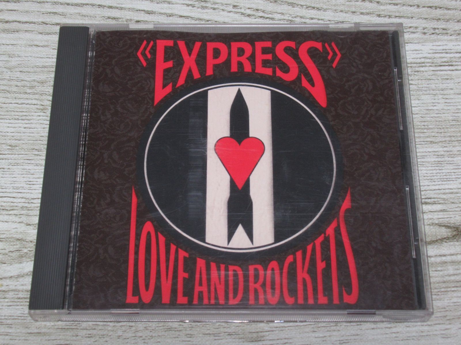 CD LOVE AND ROCKETS EXPRESS 全11曲 ラヴ・アンド・ロケッツ - メルカリ