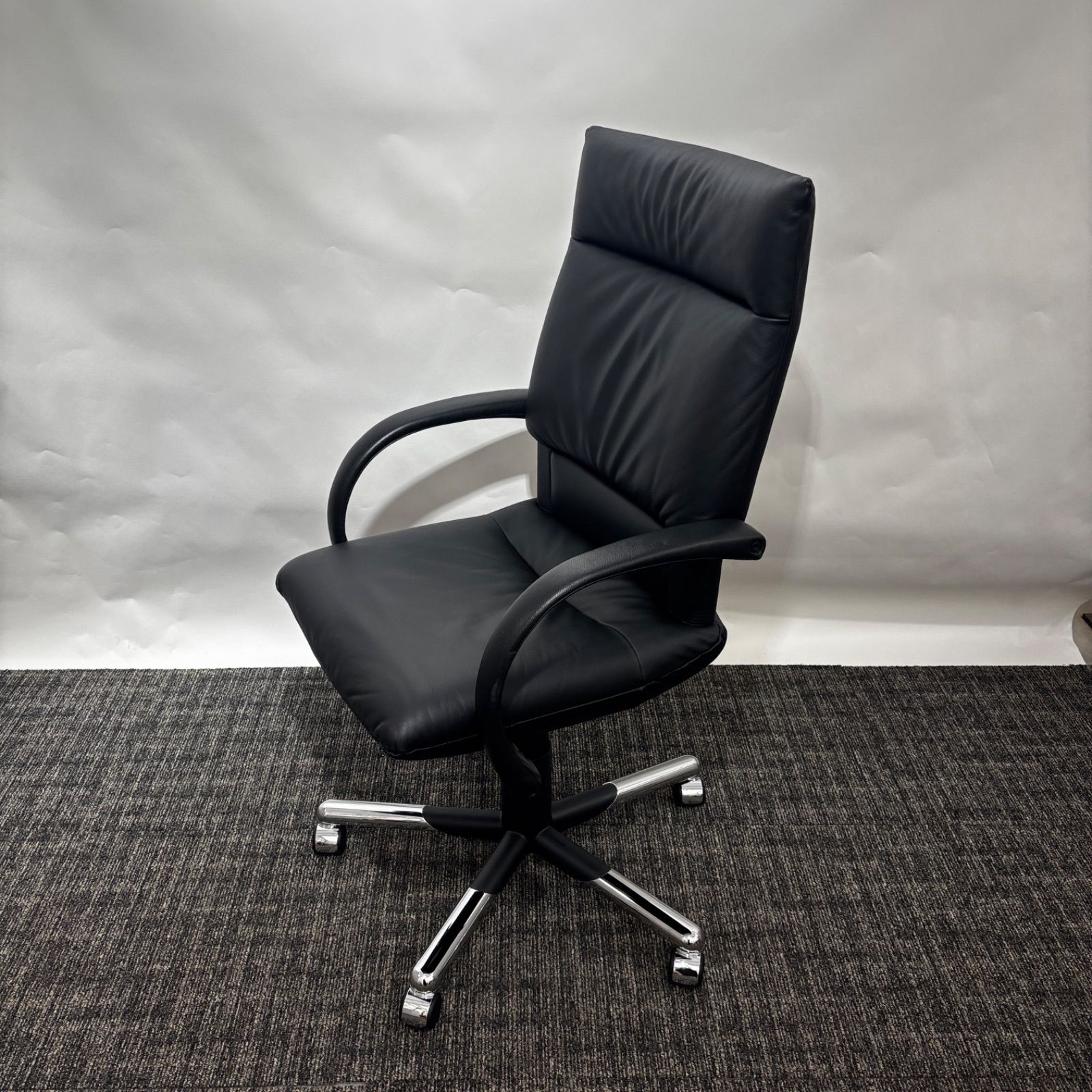 【希少】Vitra ヴィトラ Imago Chair｜美しい曲線美の名作チェア アーム付き 正規品 - メルカリ
