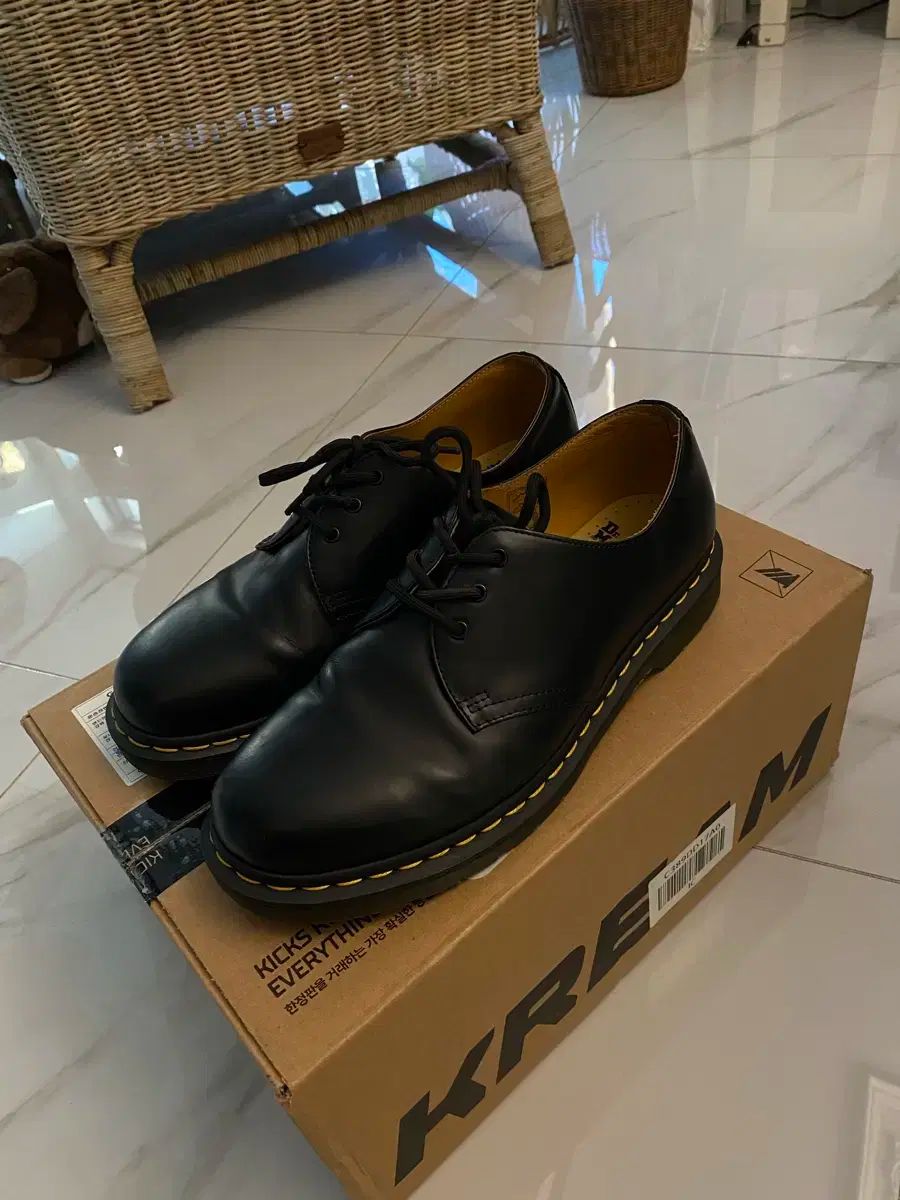 DR. MARTENS(ドクターマーチン) 1461 260 スムース 3 笏 - メルカリ