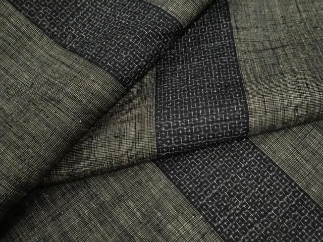 平和屋着物□極上 本場結城紬 重要無形文化財 100亀甲 雲取り風景