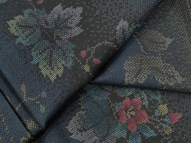 平和屋着物●本場大島紬　9マルキ　草花文　正絹　逸品　CAAU2774yc 平和屋着物○本場大島紬 9マルキ 草花文 正絹 逸品 CAAU2774yc - メルカリ