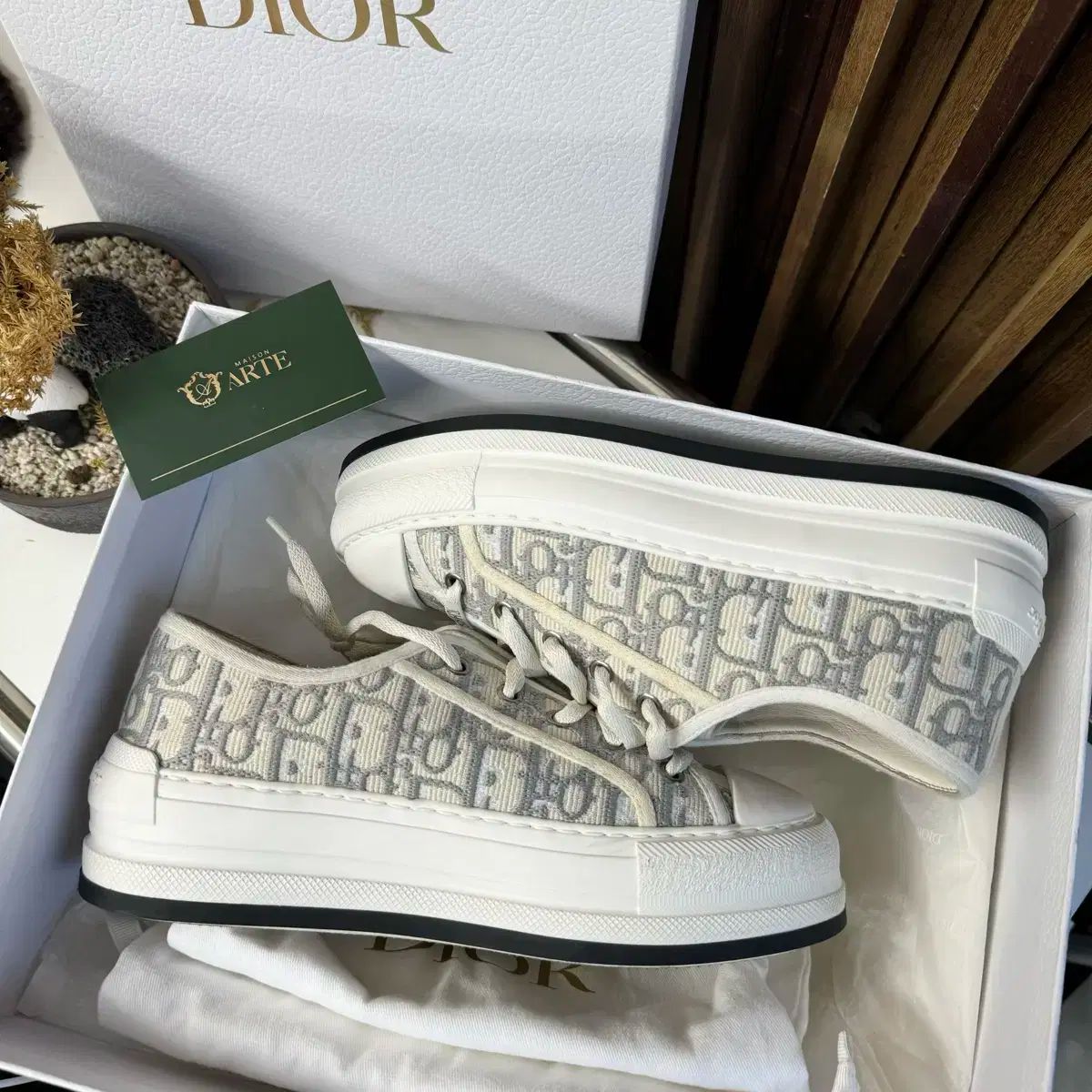 【雷市場（ポンジャン）商品韓国直送】 S +グレード/ 37 サイズ DIOR(ディオール) 24SS オブリーク WALK'N'DIOR(ウォーキンディオール) フラットフォーム ...