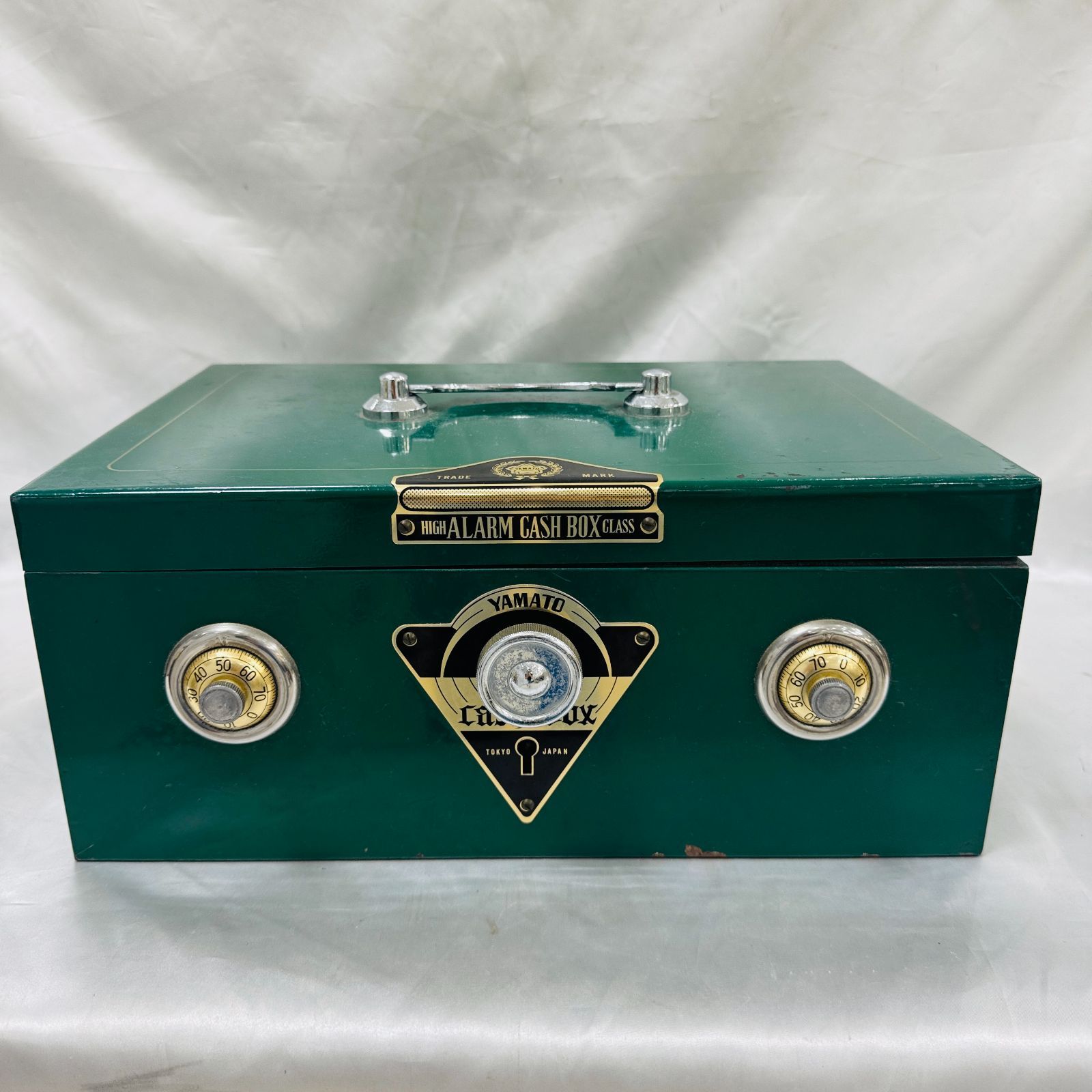 A【レトロ】YAMATO CASH BOX 手提げ金庫 キャッシュボックス グリーン ALARM CASH BOX ハイクラス グリーン 保管 ...