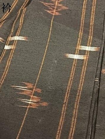 平和屋着物○国指定重要無形文化財 本場久米島紬 手織 飛鳥文 正絹