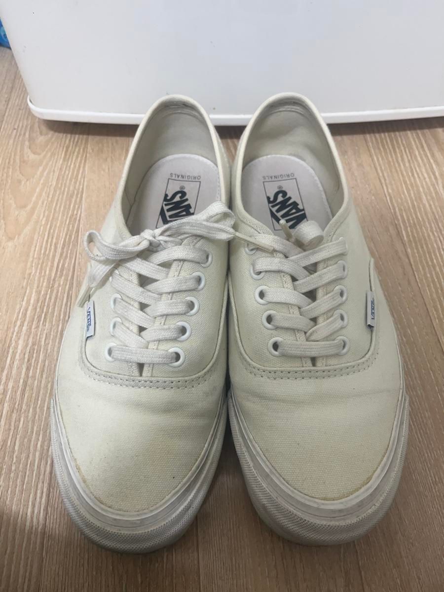 【雷市場（ポンジャン）商品韓国直送】265 VANS(バンズ) ボルト OG 旧モデル 白 - メルカリ