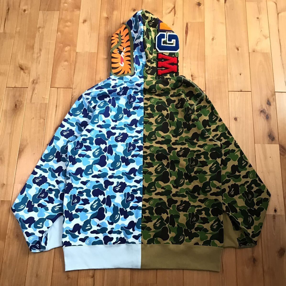 ☆新品☆ XL ABC camo シャーク パーカー shark full zip hoodie ☆新品☆ XL ABC camo シャーク パーカー shark full zip hoodie