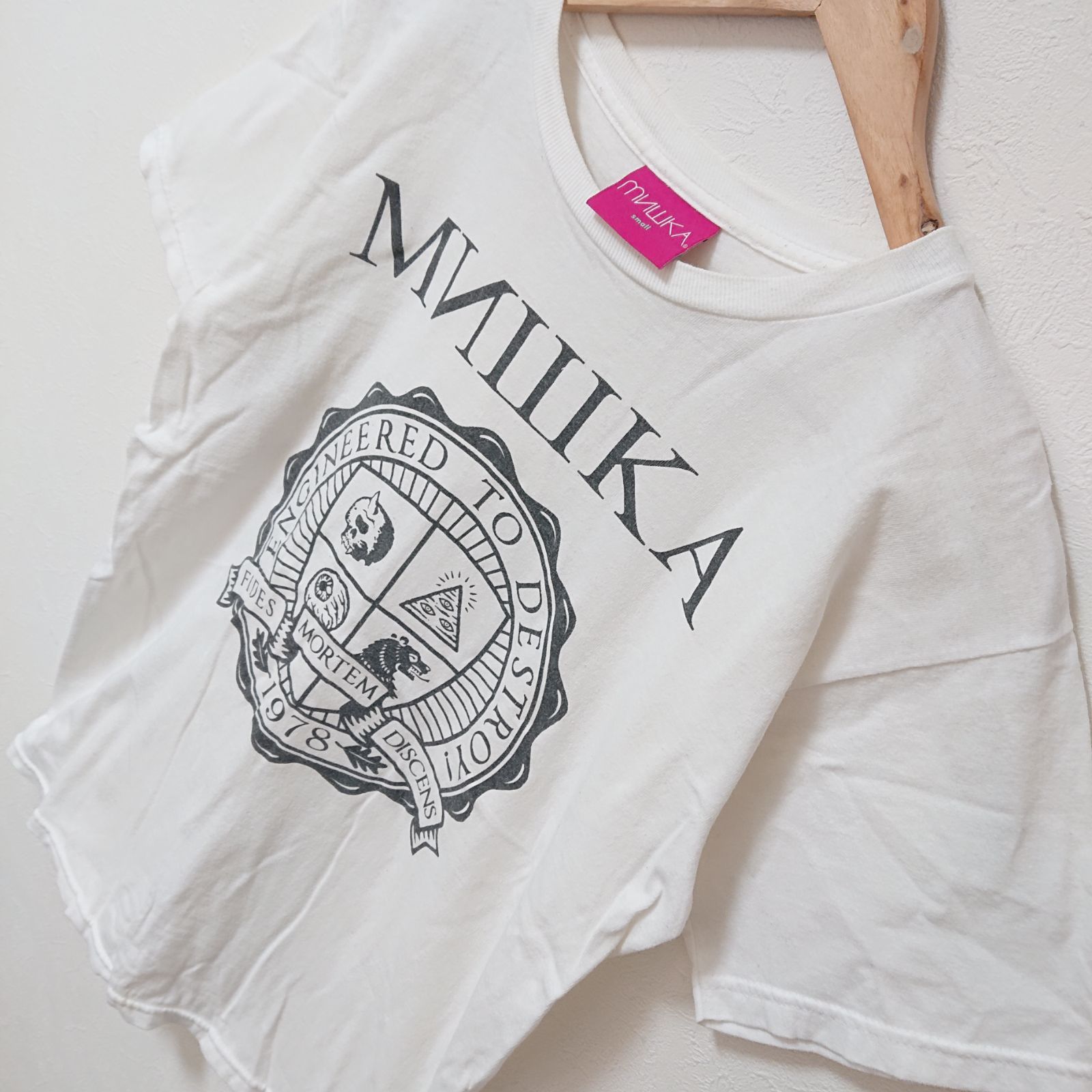 (^w^)b MNWKA MISHKA ミシカ 半袖 Tシャツ ブランドロゴ ロゴプリント プリントT 英字 カジュアル ラフ 普段着 お ...