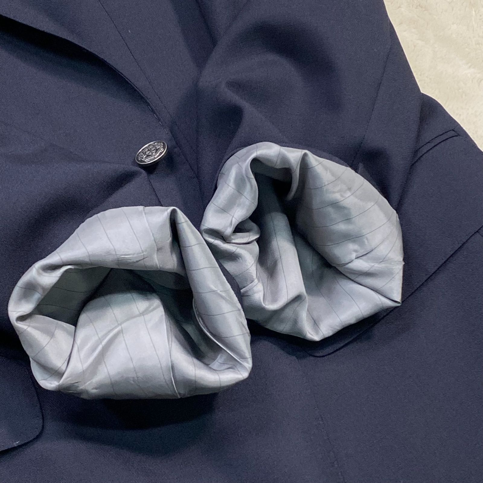 BELLUMORE ベルモーレ モヘヤ混 2Bテーラードジャケット E5 背抜き メタルボタン 刻印 濃紺 - メルカリ