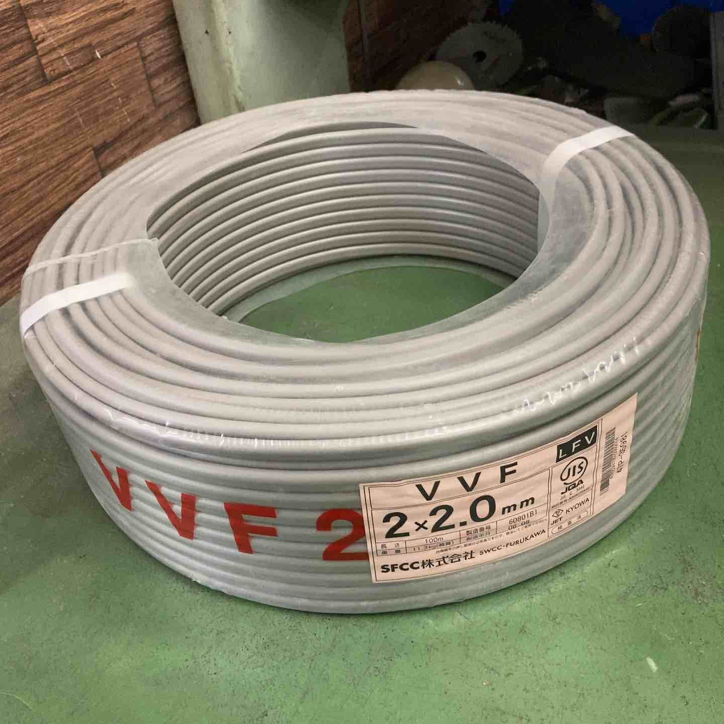 SFCC VVF LFV 2×2.0mm 100m 灰（黒・白）1巻 製造：令和6年8月【桶川店】 - メルカリ