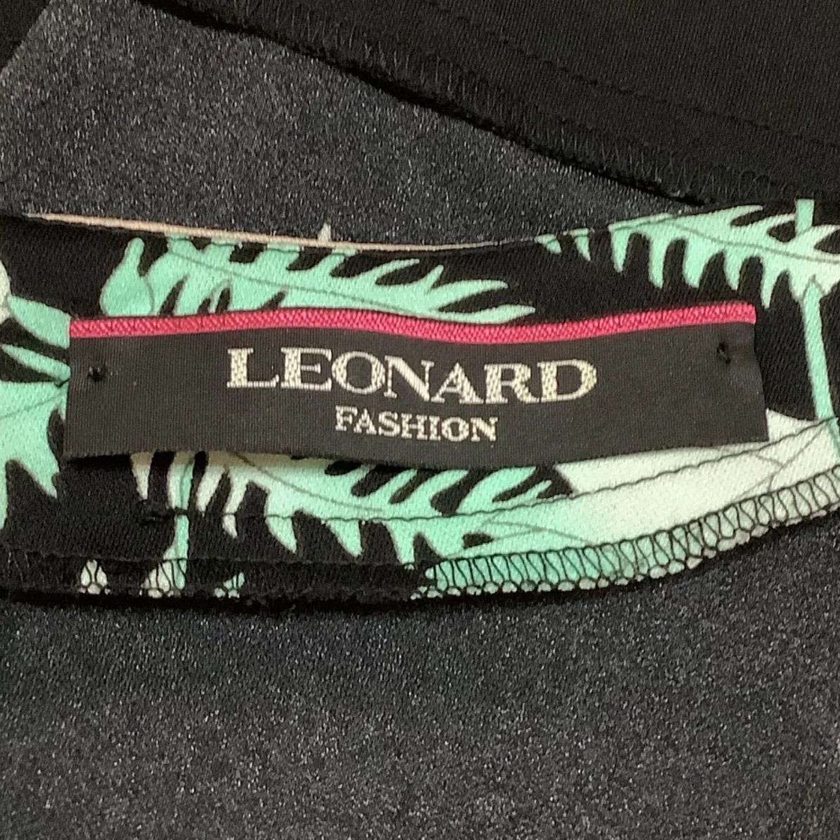 レオナール LEONARD フラワー ジャージ カットソー ブラック 黒 レオナール LEONARD フラワー ジャージ カットソー ブラック 黒