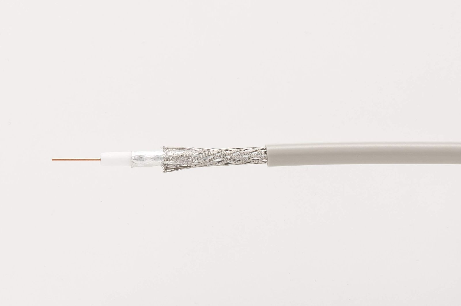 15m 薄灰 (2K 4K 同軸ケーブル 8K BS CS S4CFB CATV 地デジ) アンテナケーブル 二幸電気工業 両端未加工 純銅素材の芯線導体 (4CFB-150RPG) - メルカリ