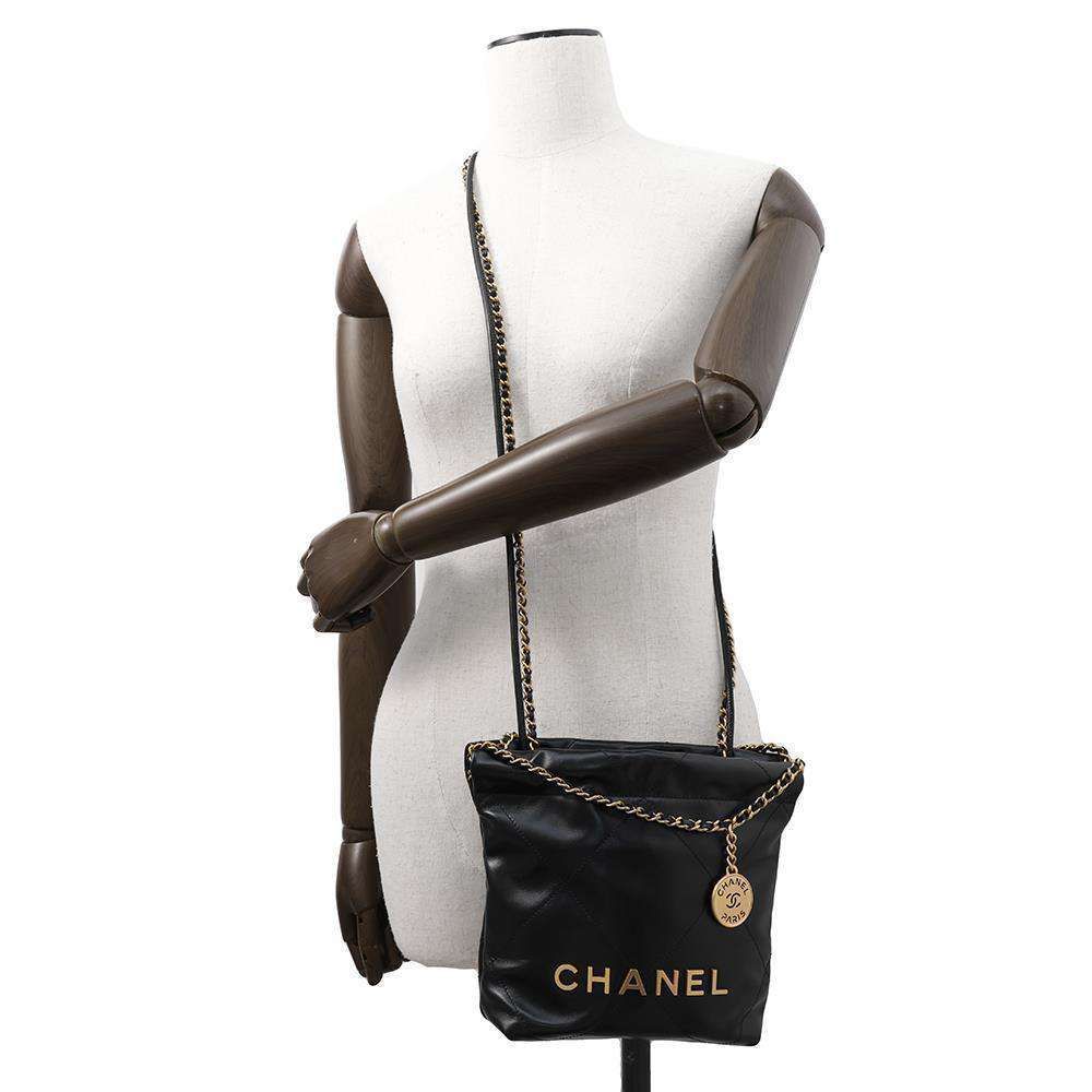 シャネル ハンドバッグ CHANEL 22 ミニ ココマーク シャイニー シャネル ハンドバッグ CHANEL 22 ミニ ココマーク シャイニー