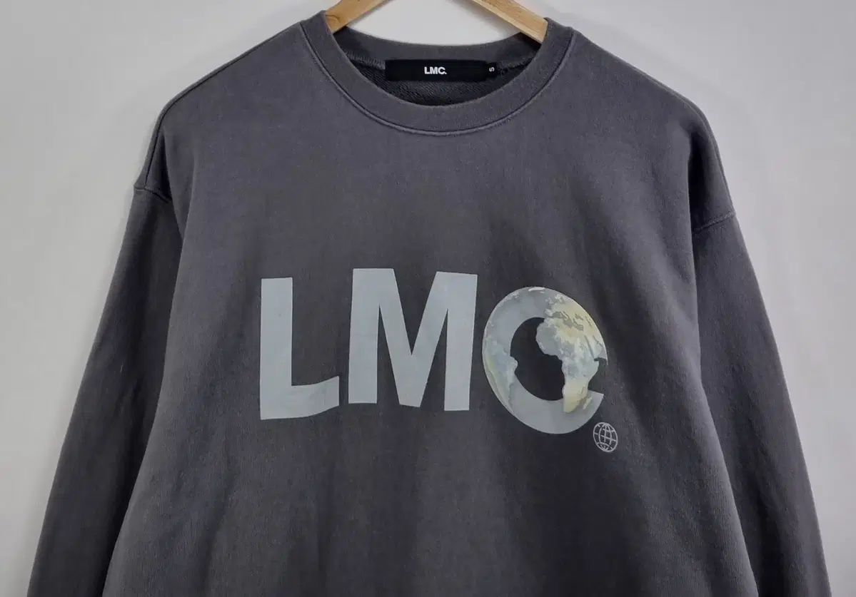 【雷市場（ポンジャン）商品韓国直送】 実寸 M （ 95 ） LMC グレー パーカー - メルカリ