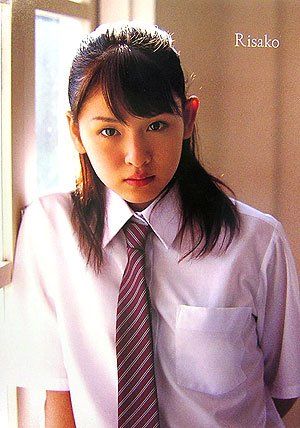 Berryz工房・菅谷梨沙子 1stソロ写真集「Risako」 [DVD付] - メルカリ