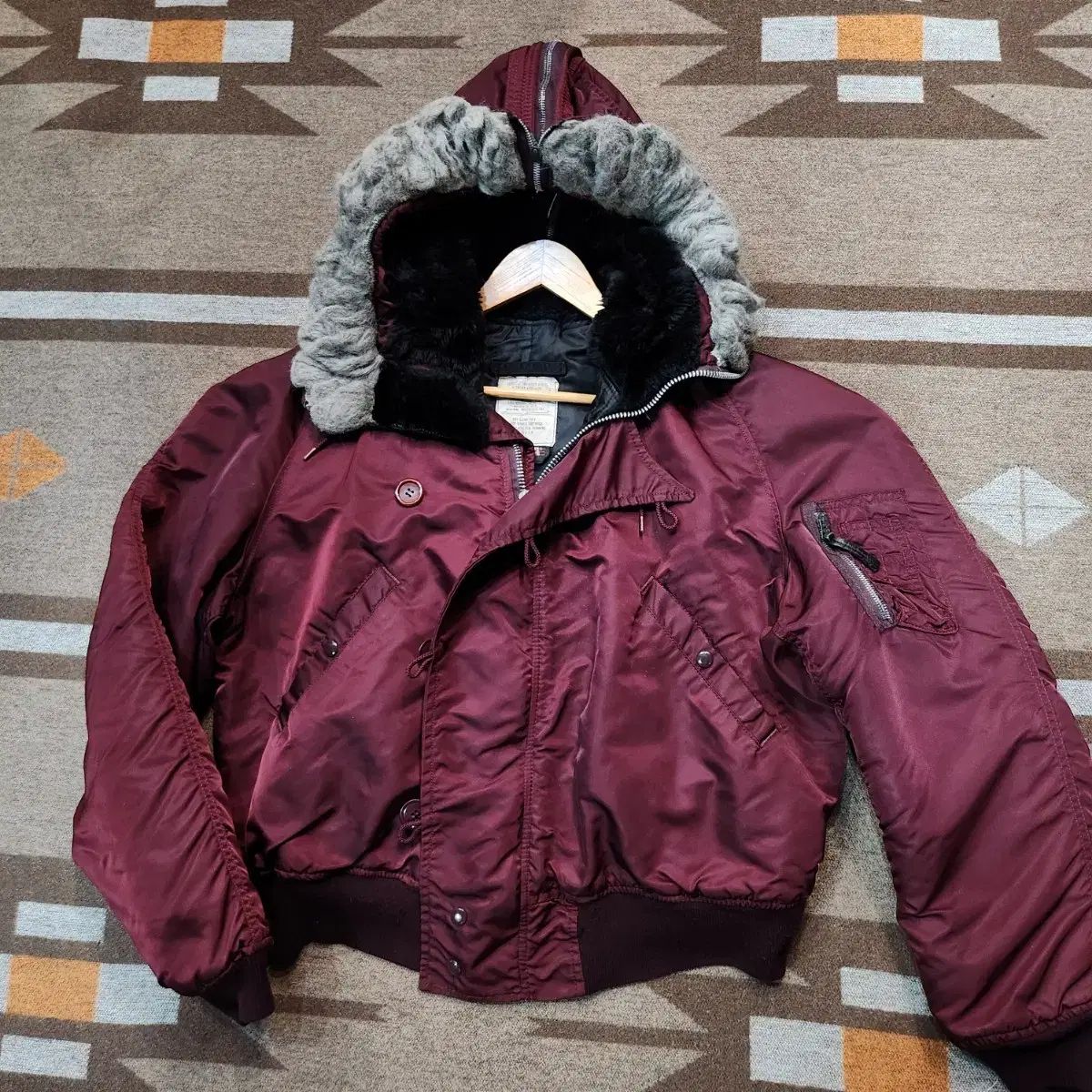 【雷市場（ポンジャン）商品韓国直送】 週末割引) アルファ オリジナル N2B フライト ジャケット L - メルカリ