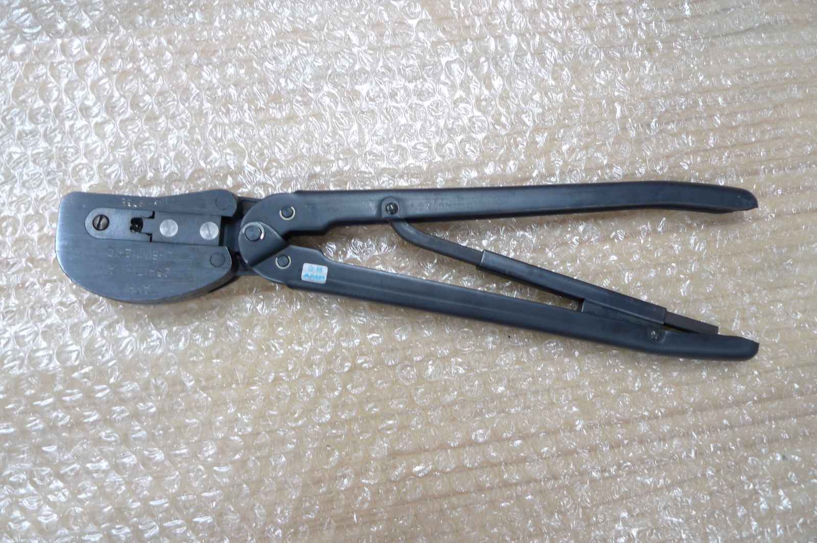 234171-1 AMP 手動式圧着工具 d-5 12-10 管理p0924 - メルカリ